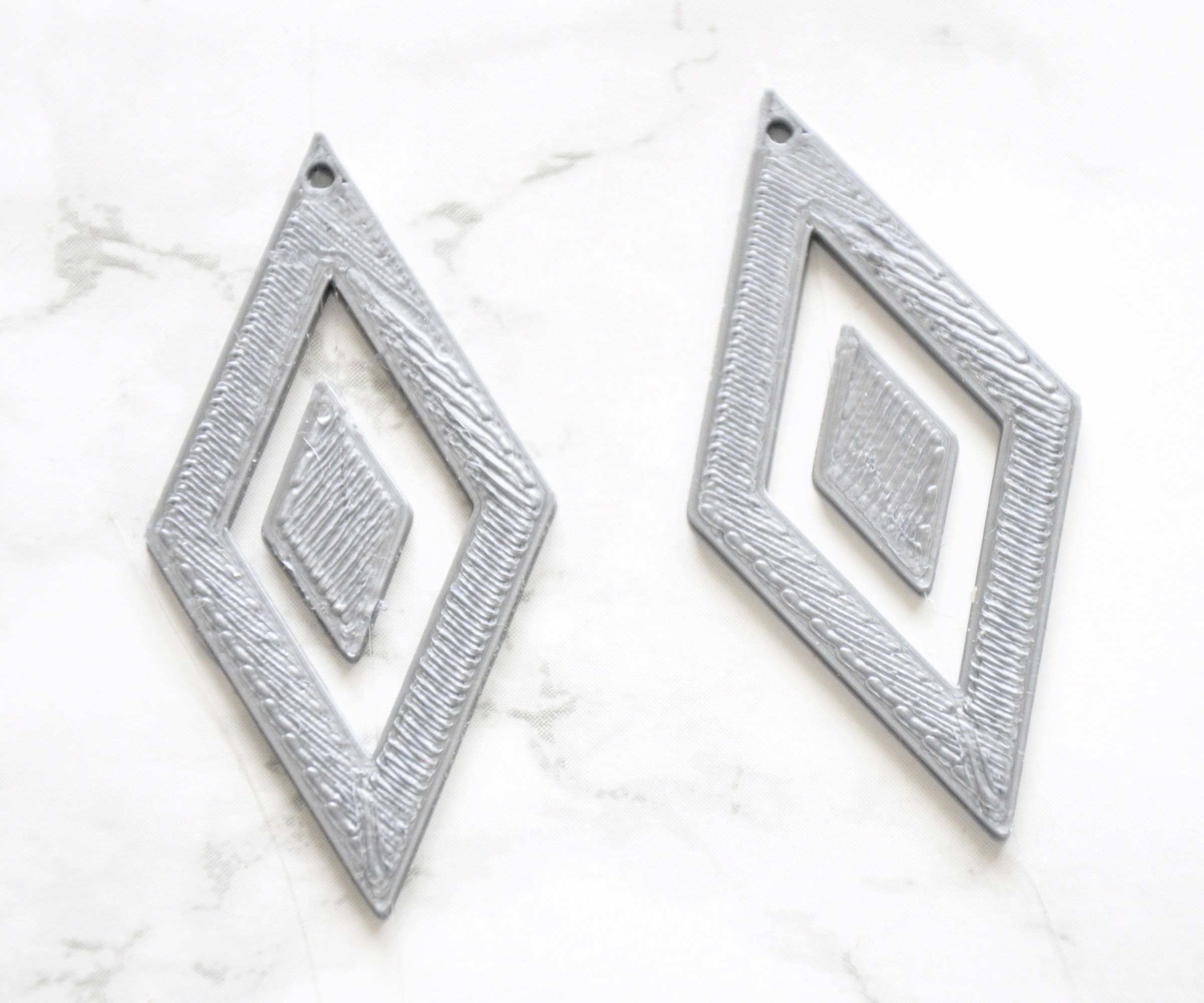 How to 3D Print on String (How to Make Floating Jewelry) : 10 Steps ...