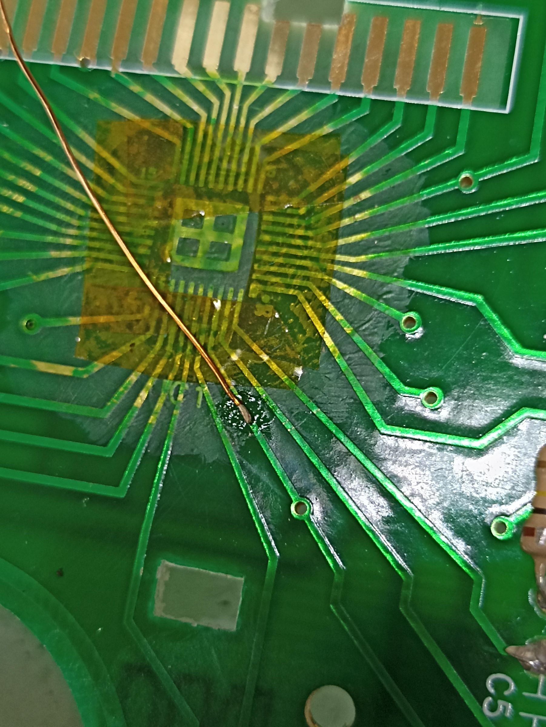 Replacing a 40 Pin COB With a 44 Pin QFP : 3 Steps (with Pictures ...