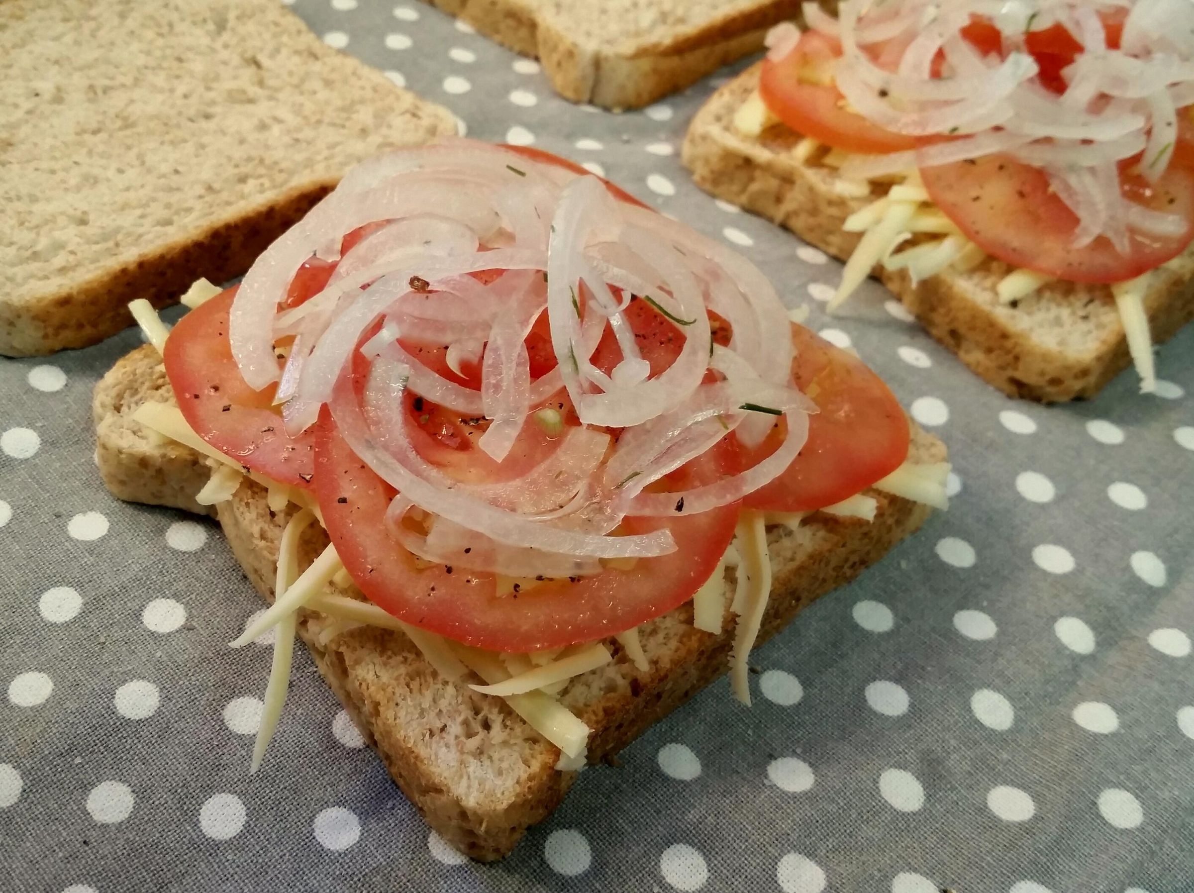 The Iconic South African "Braai Broodjies" : 6 Steps (with Pictures ...