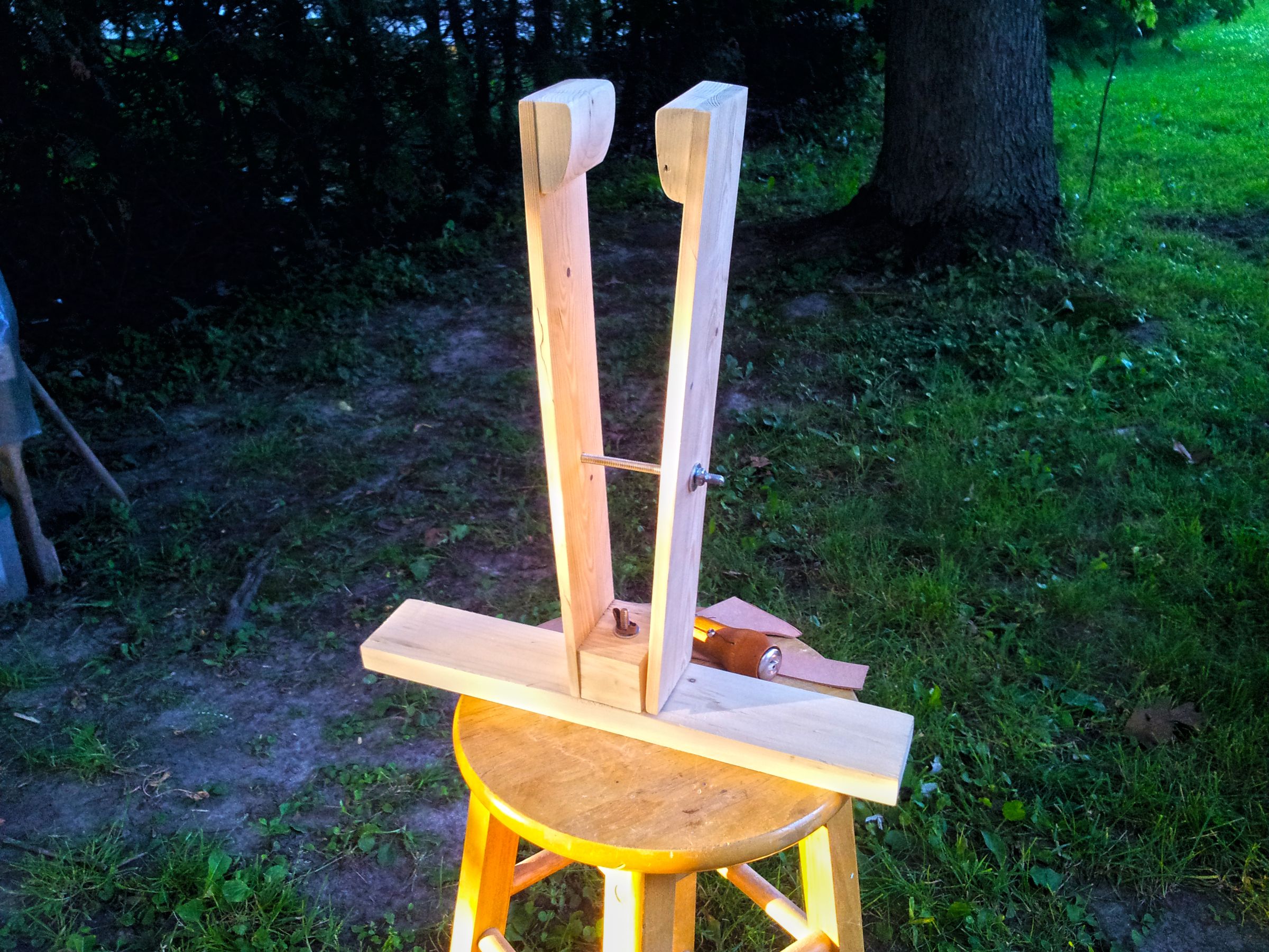 '3rd Hand' Leather Stitching Clamp : 7 Steps (with Pictures ...