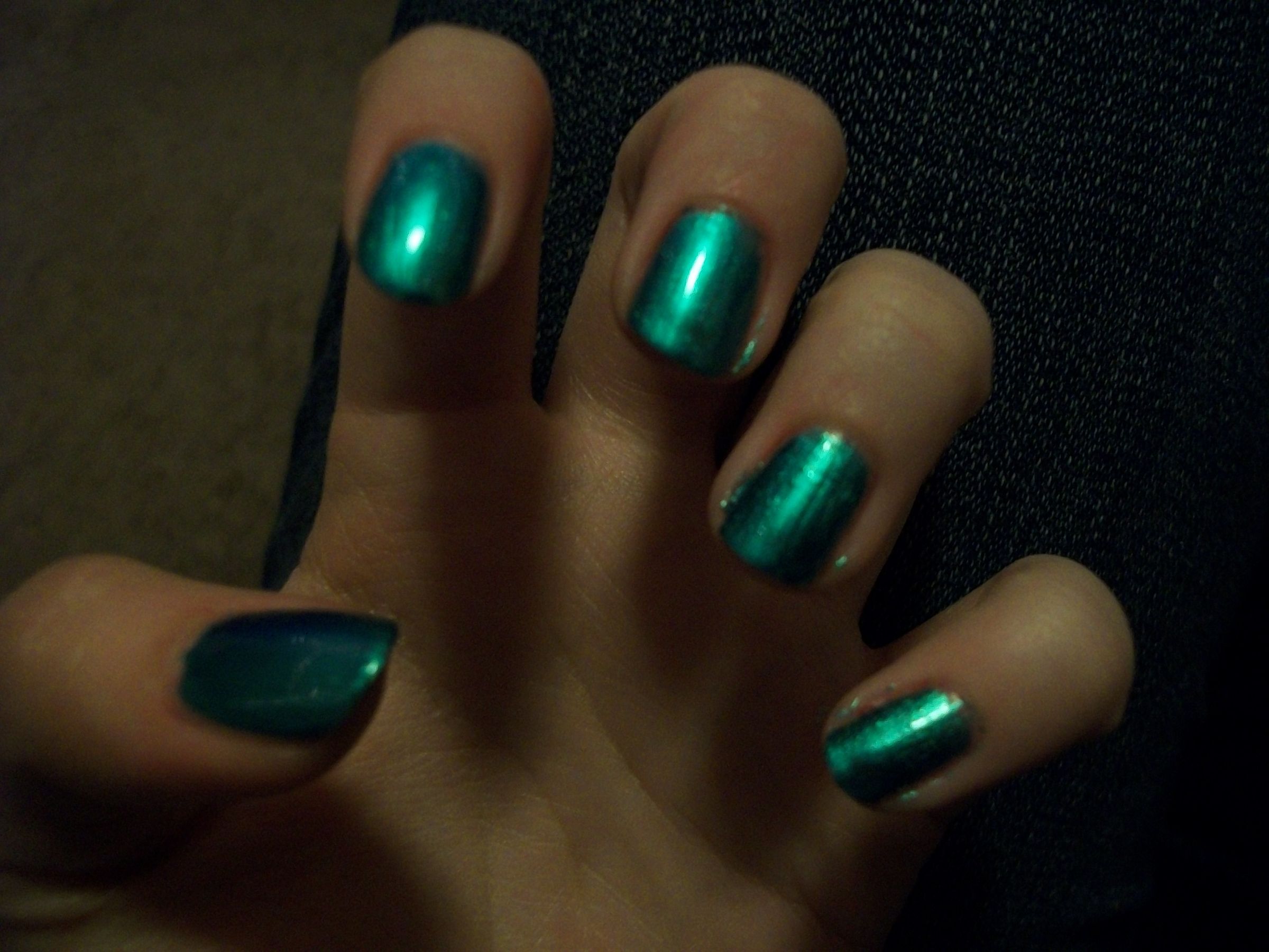 Disney's Frozen: Elsa-Inspired Nails : 7 Steps - Instructables