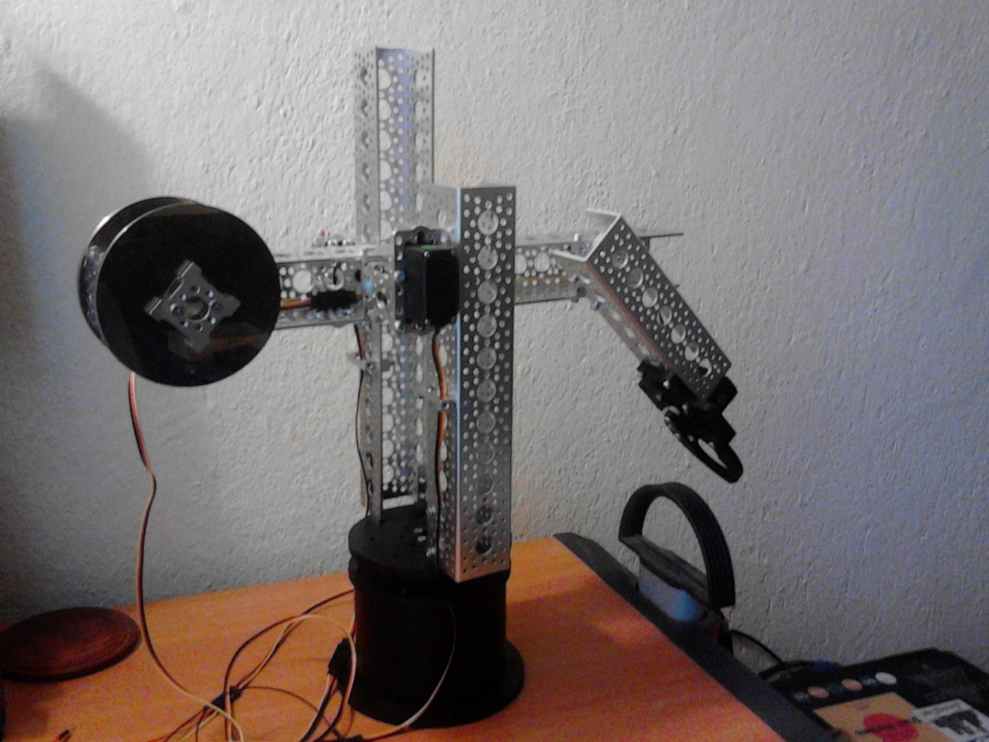 Actobotics Custom Robotic Arm : 12 Steps (with Pictures) - Instructables