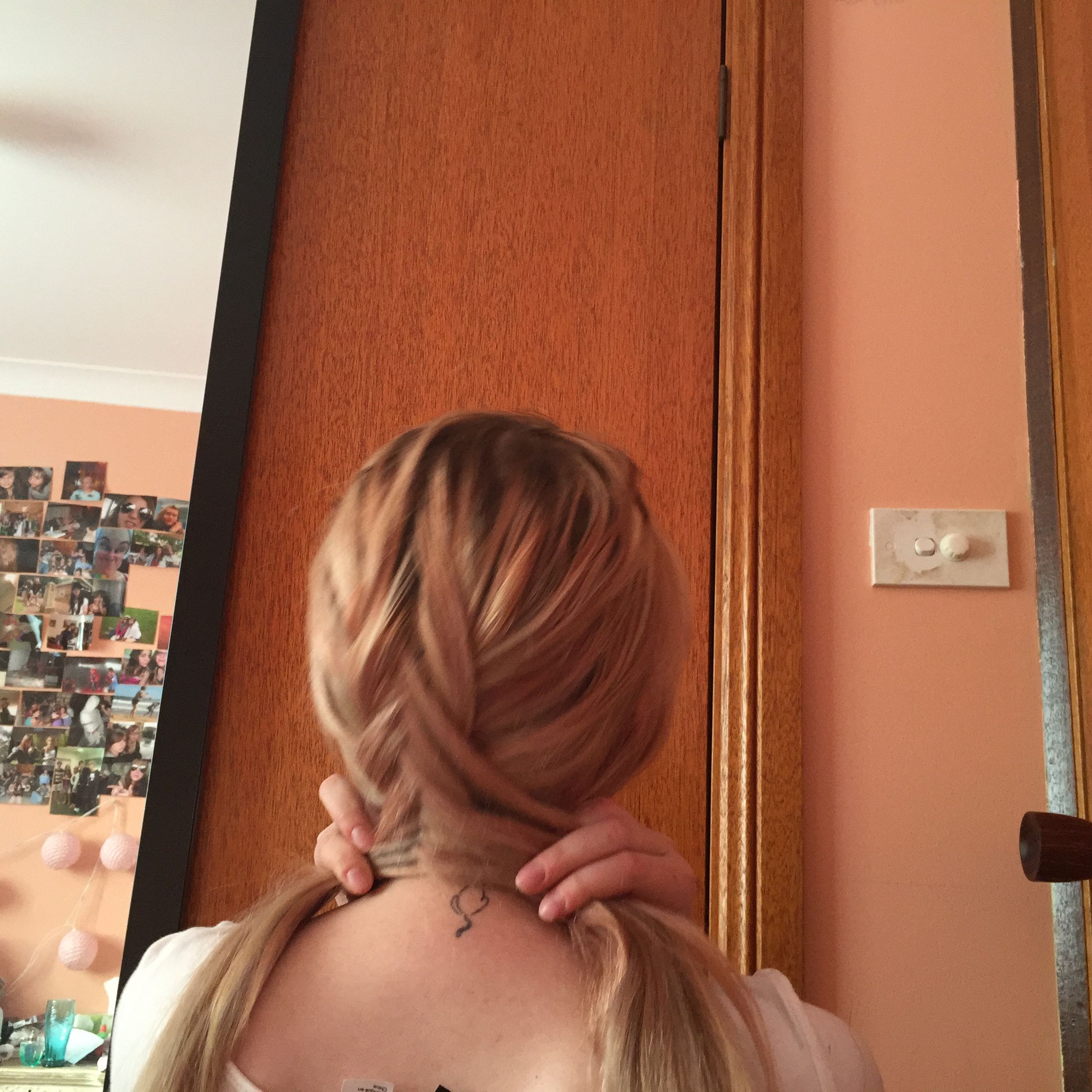 Reverse Fishtail Braid Tutorial : 6 Steps - Instructables