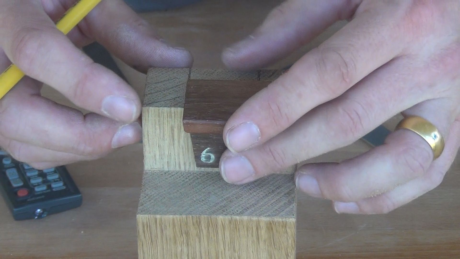 Cut a Stepped Dovetail Splice (Koshikake Aritsugi) : 7 Steps (with ...