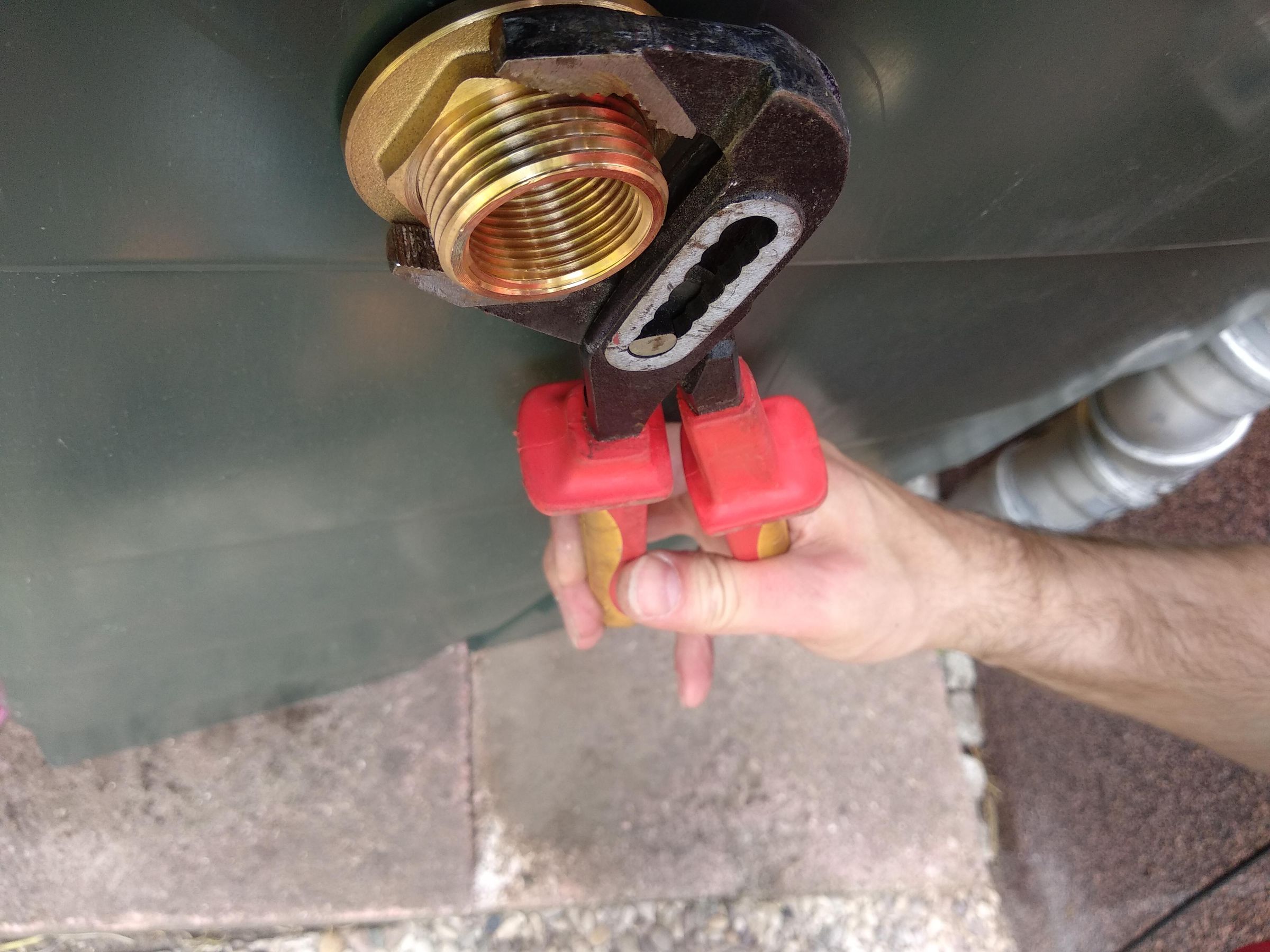 How to Set Up a Rain Barrel : 8 Steps (with Pictures) - Instructables