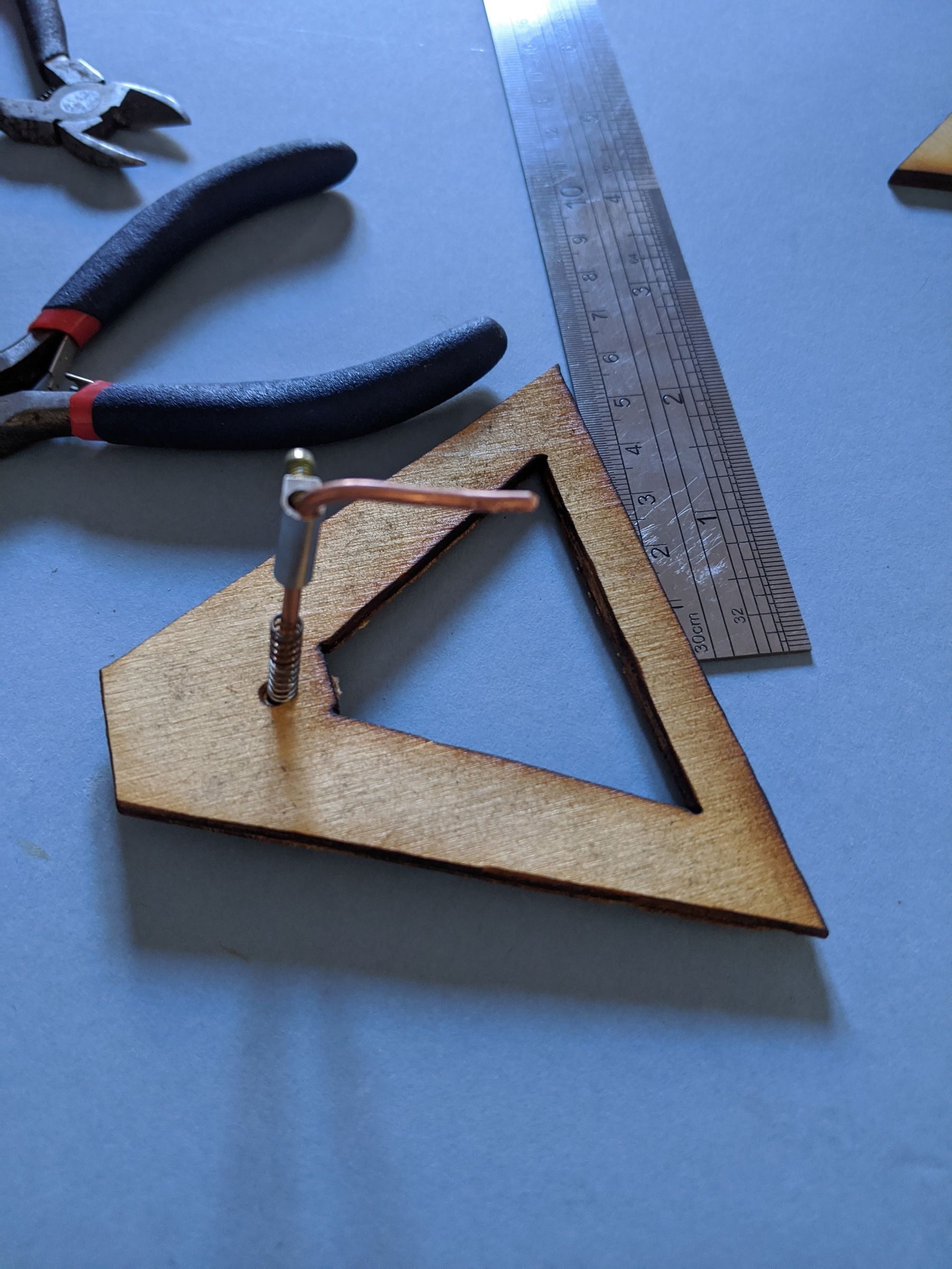 Laser Cutter Clamp (Quick Release) : 6 Steps (with Pictures ...
