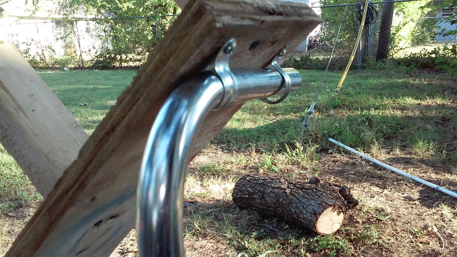 Hand Crank Paint Shaker : 7 Steps (with Pictures) - Instructables