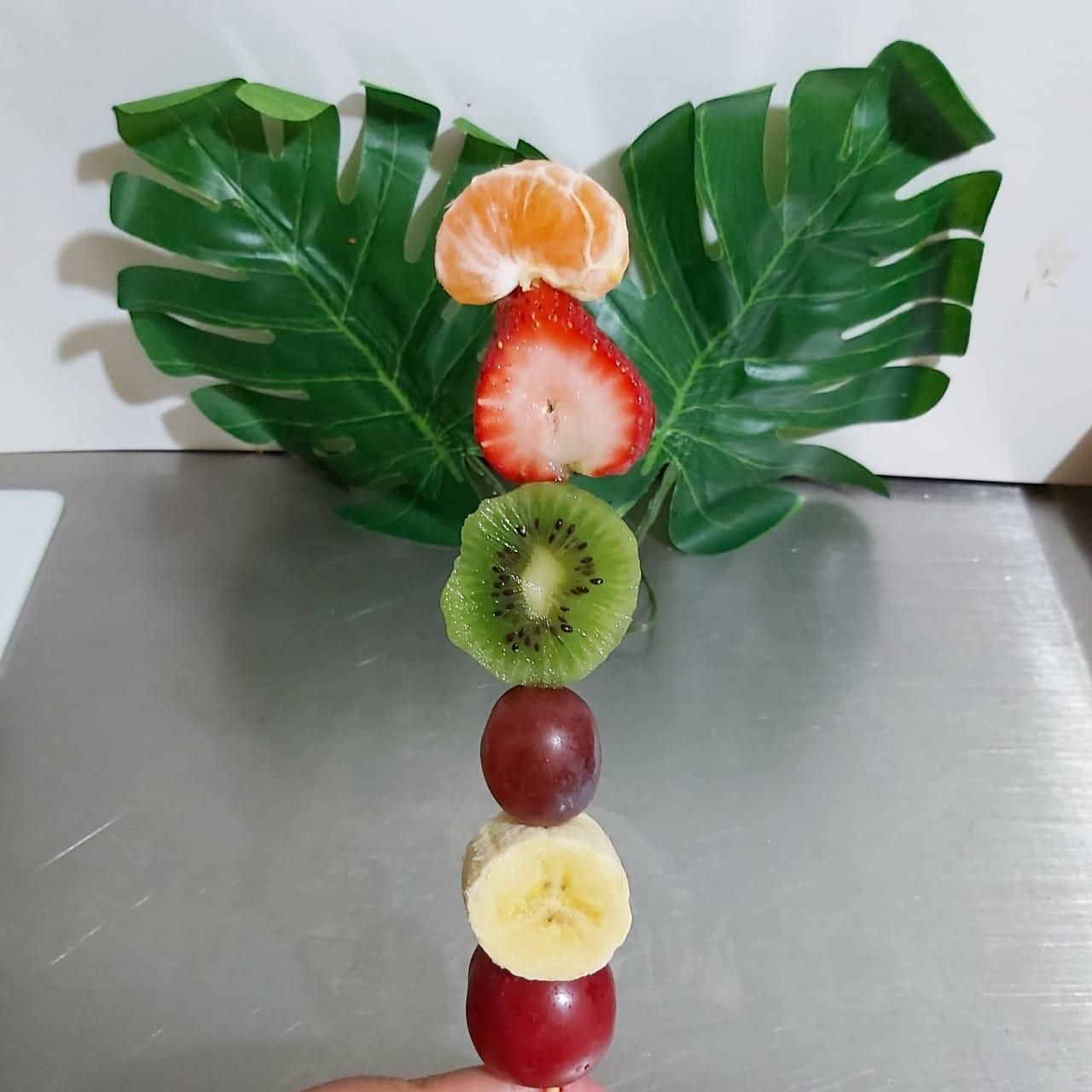Tropical Parrot With Pineapple (fruit Salad) : 14 Steps (with Pictures ...