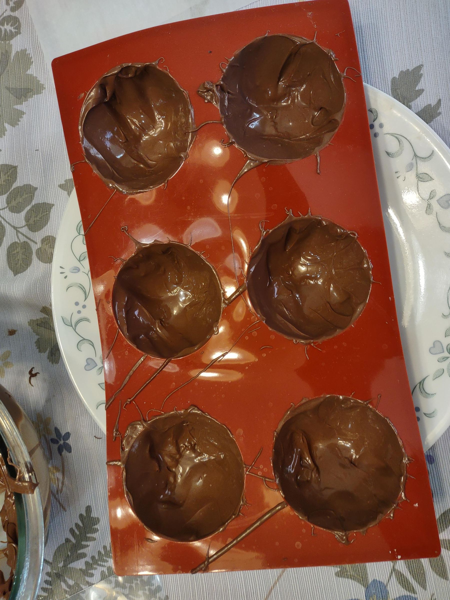 Easy Kitty Cocoa Bombs With Homemade Peppermint Cocoa : 6 Steps ...