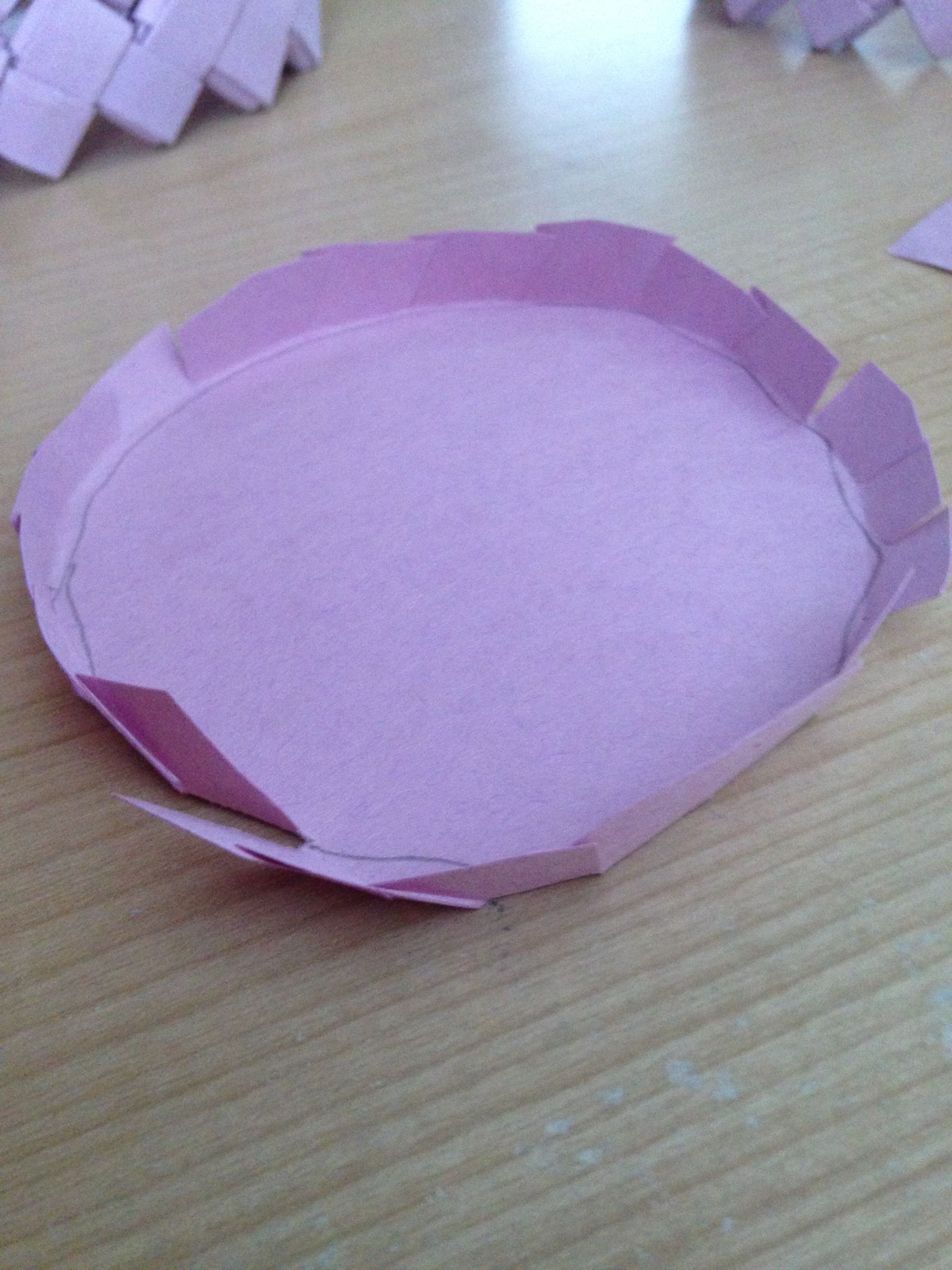 How to Weave a Paper Basket : 24 Steps (with Pictures) - Instructables
