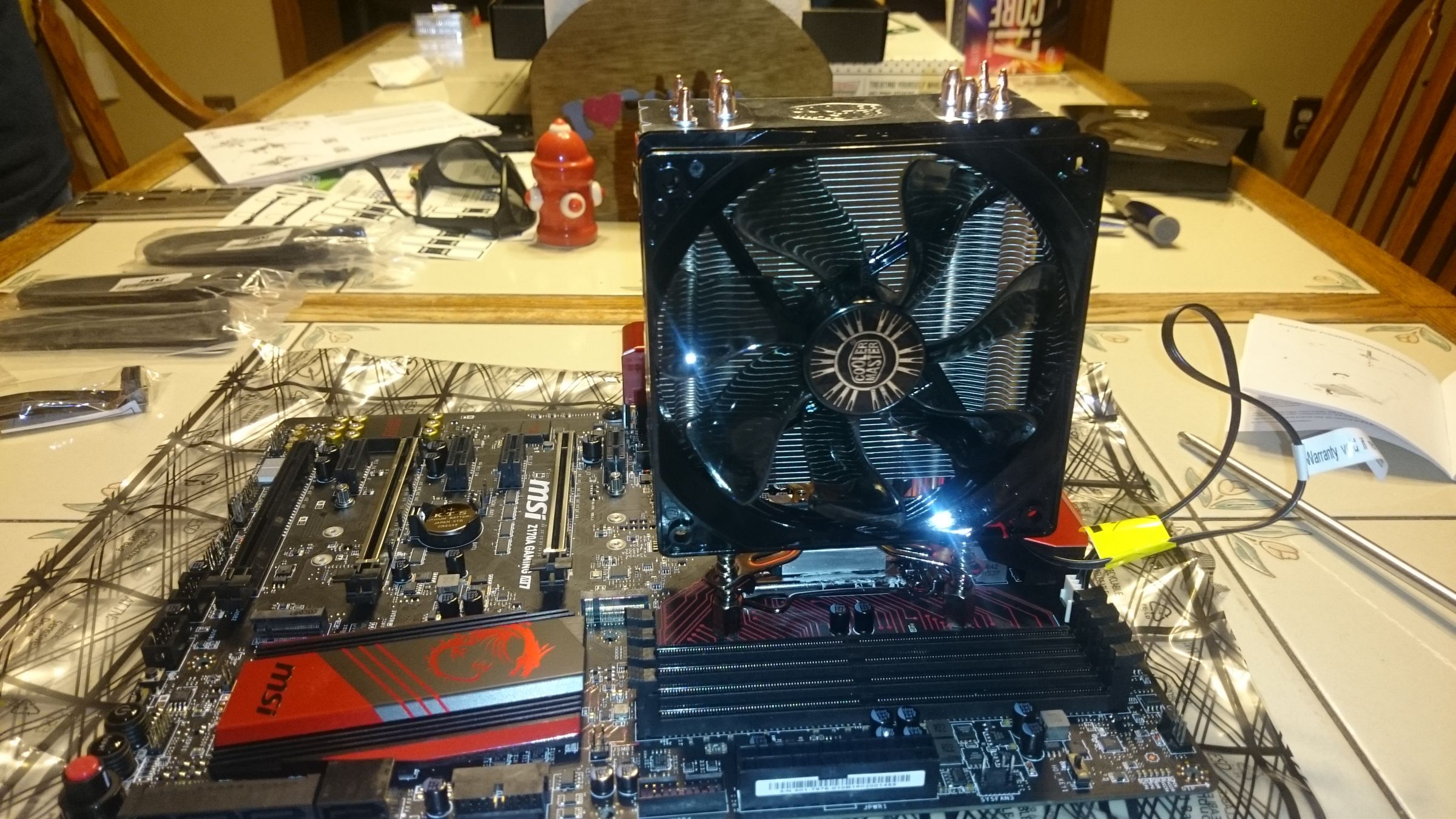 How to Put Together a Computer Using Purchased Parts : 10 Steps (with ...