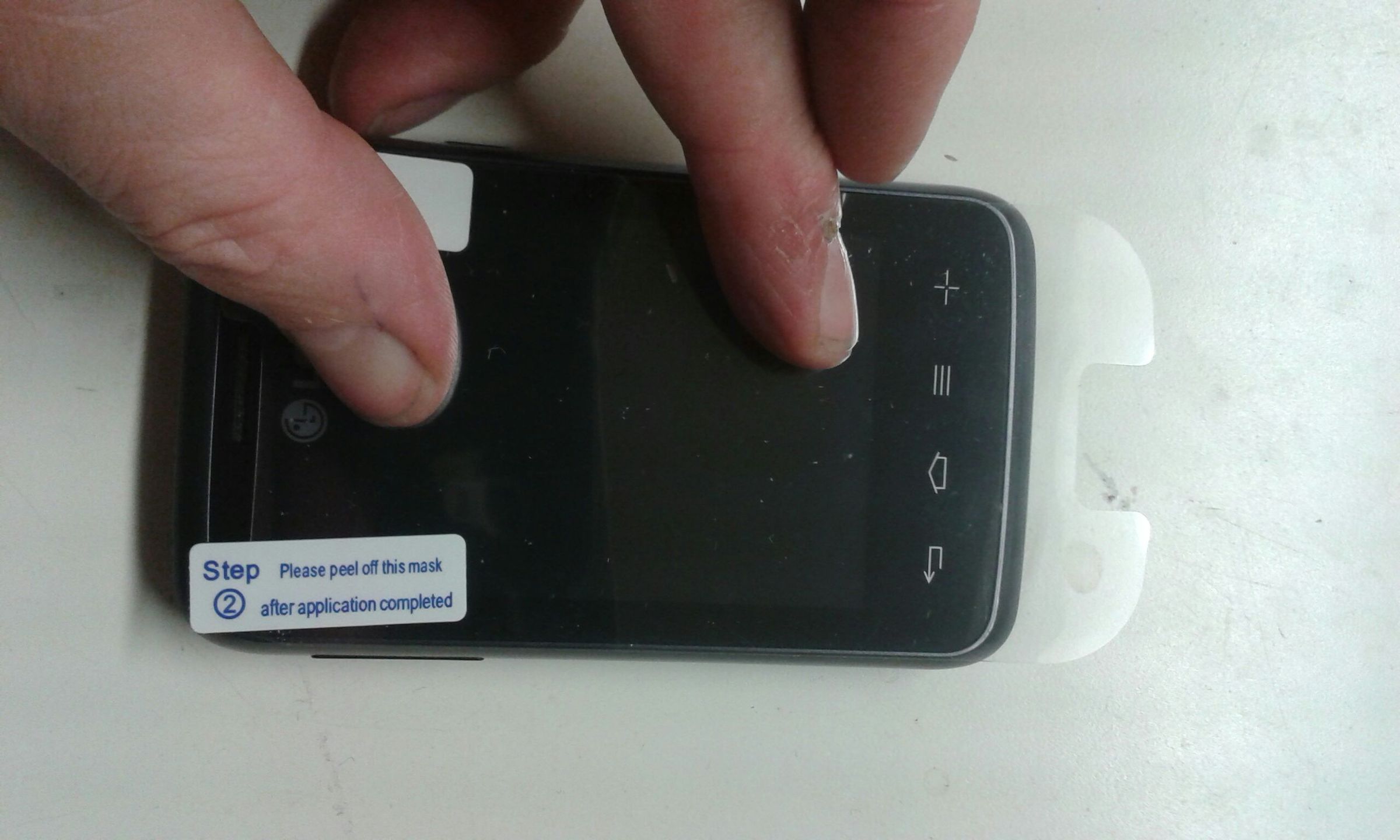 Adapting & Fitting a Screen Protector : 4 Steps - Instructables