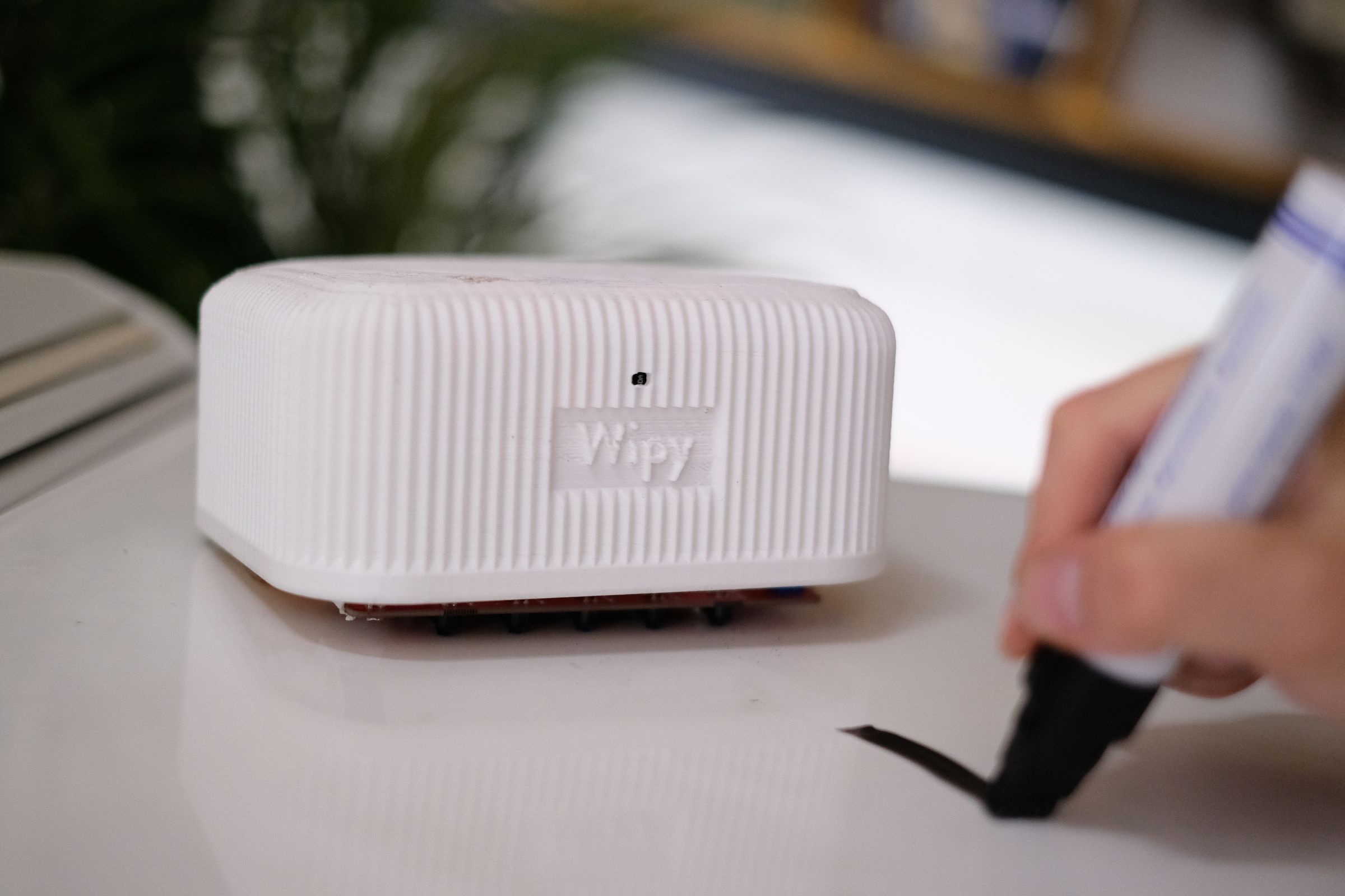 Wipy: the Overly Motivated Whiteboard Cleaner : 8 Steps (with Pictures ...