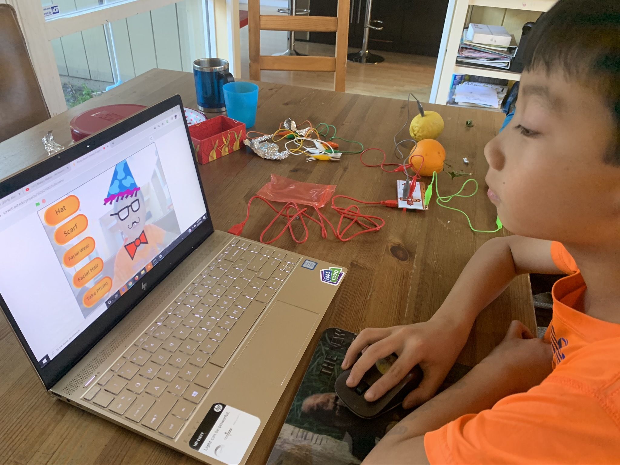 Interactive Photo Booth With Makey-Makey : 5 Steps (with Pictures ...