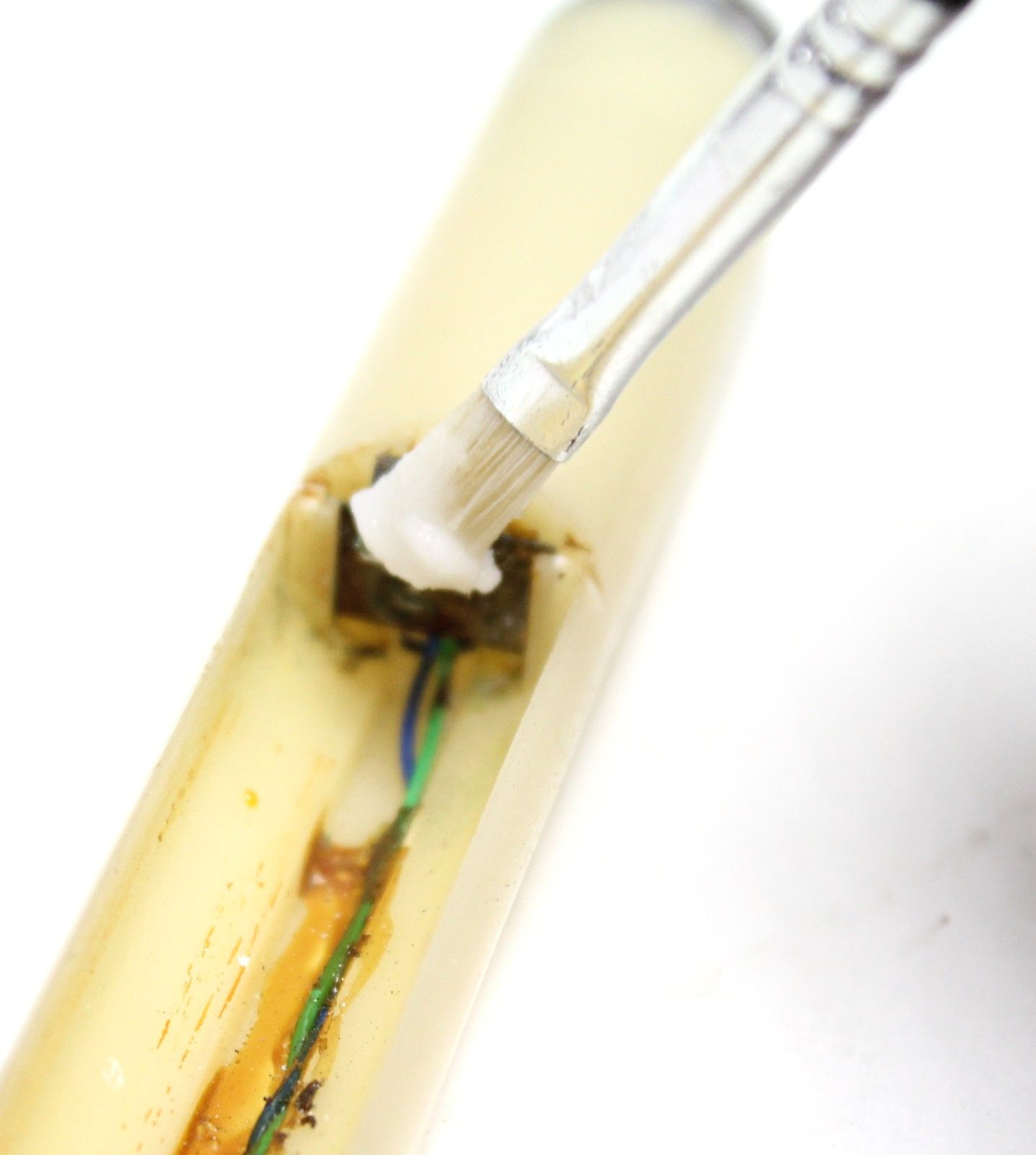 How to Fix Corroded Battery Terminals : 12 Steps (with Pictures ...