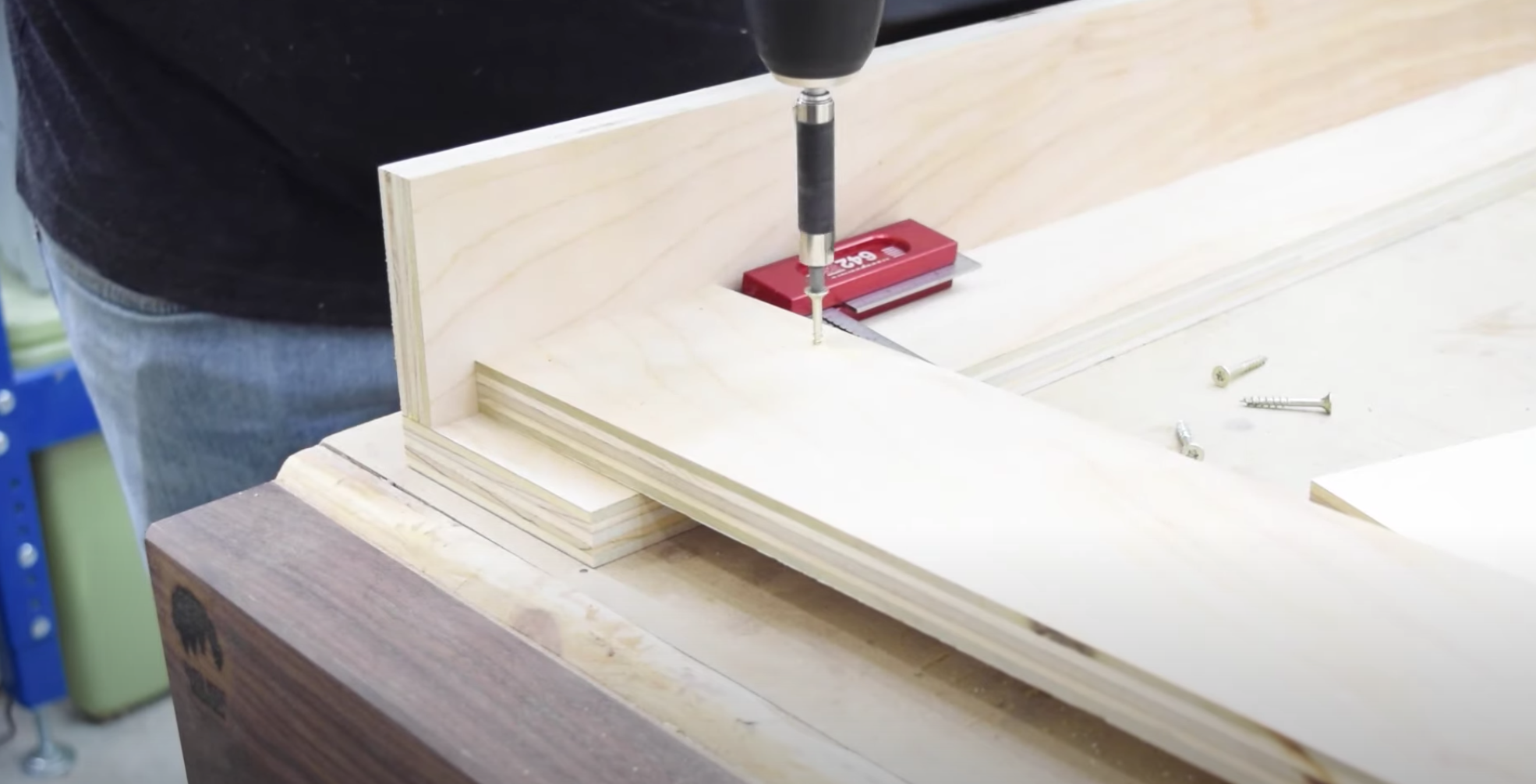 Easy Shop Table : 5 Steps - Instructables