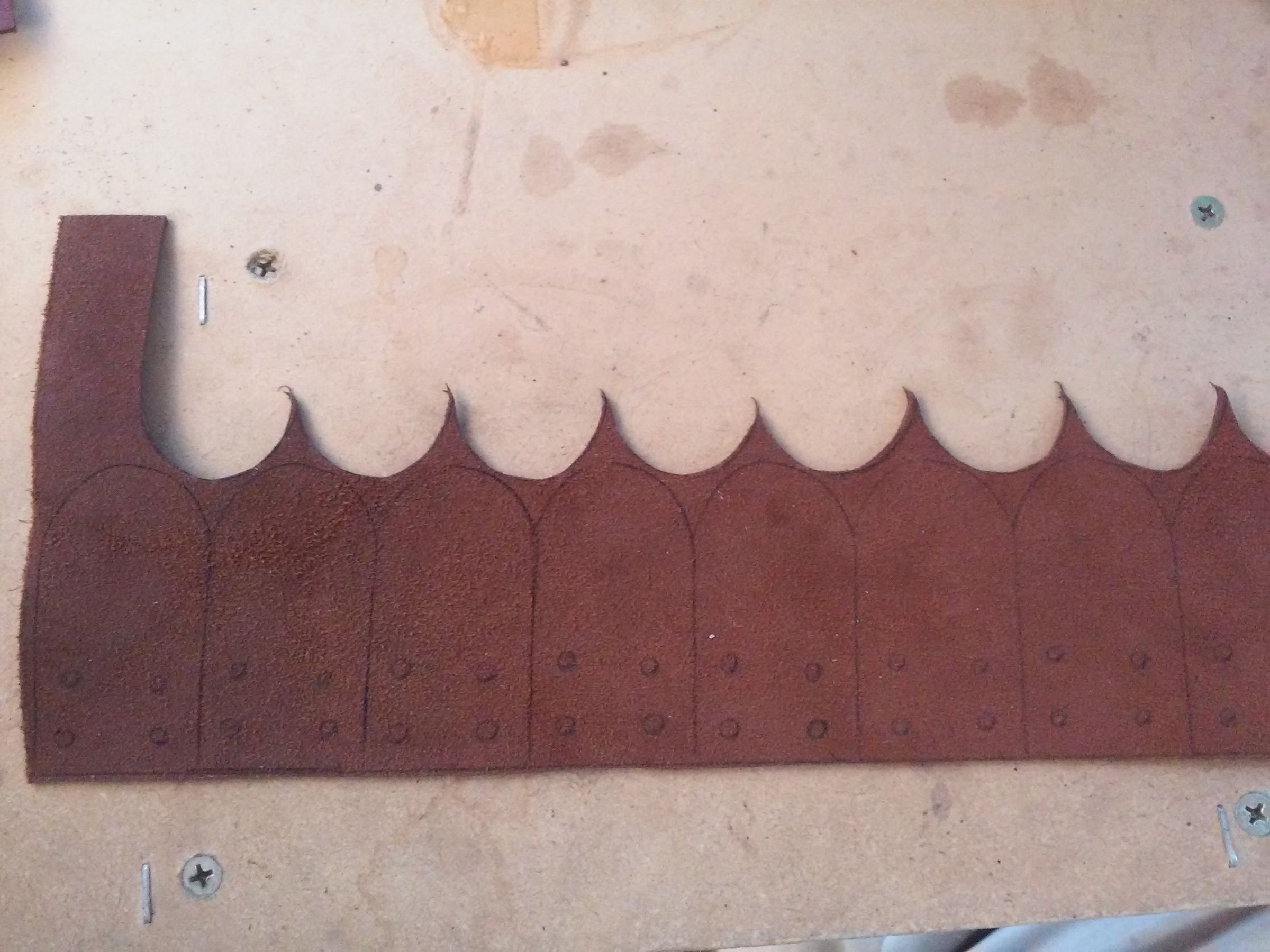 Leather Lamellar(scale) Bracer : 7 Steps (with Pictures) - Instructables