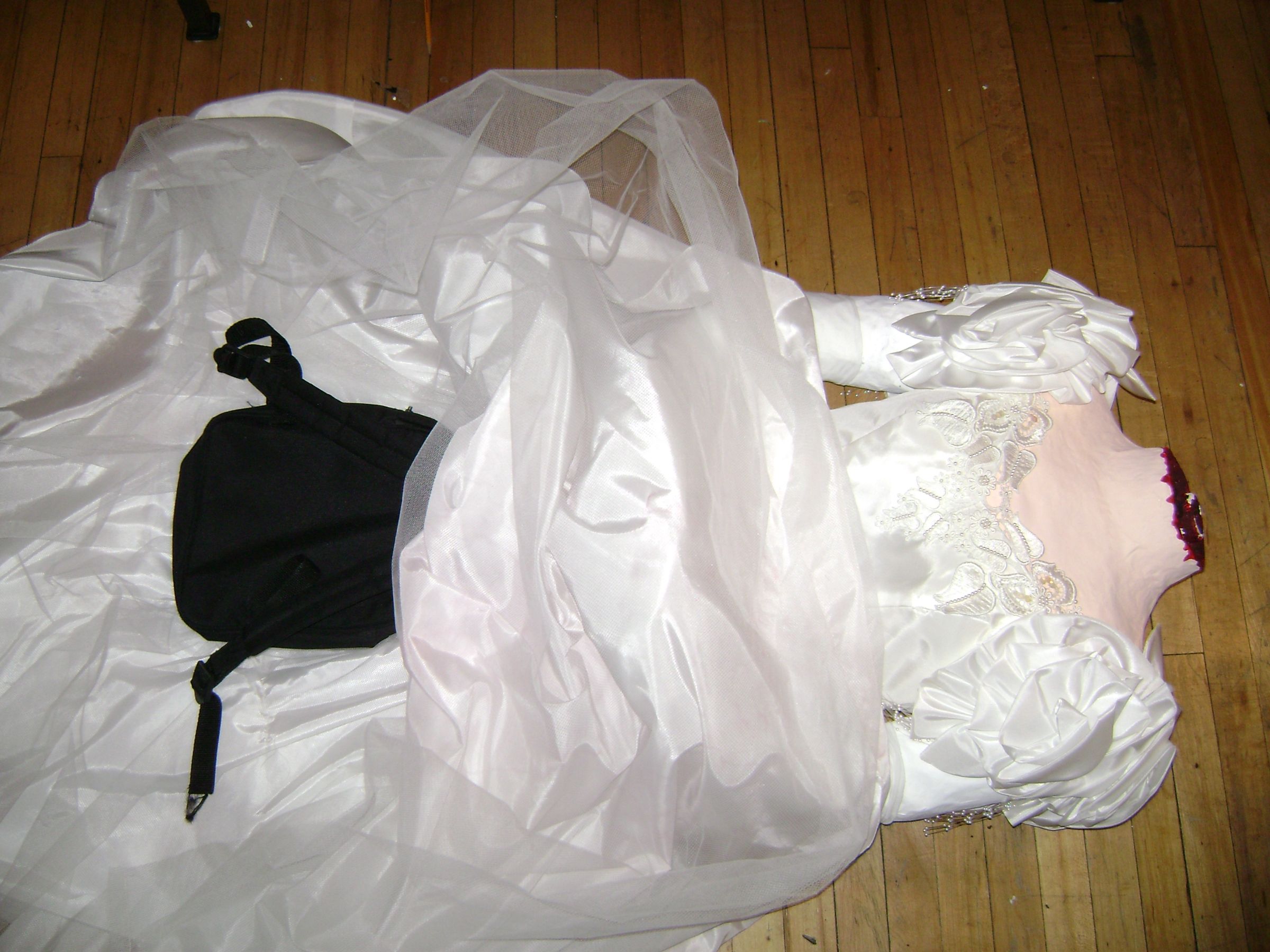 Headless Bride From Duct Tape : 10 Steps (with Pictures) - Instructables