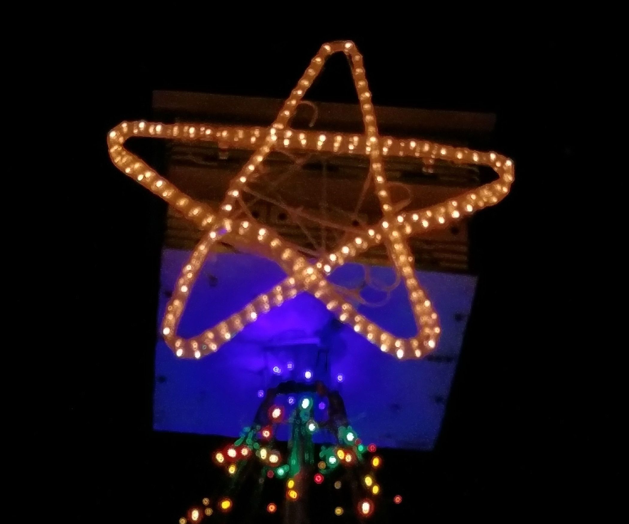 Intro: DIY Lighted Star ~ From 5 Coat Hangers & a Rope Light : 10 Steps ...
