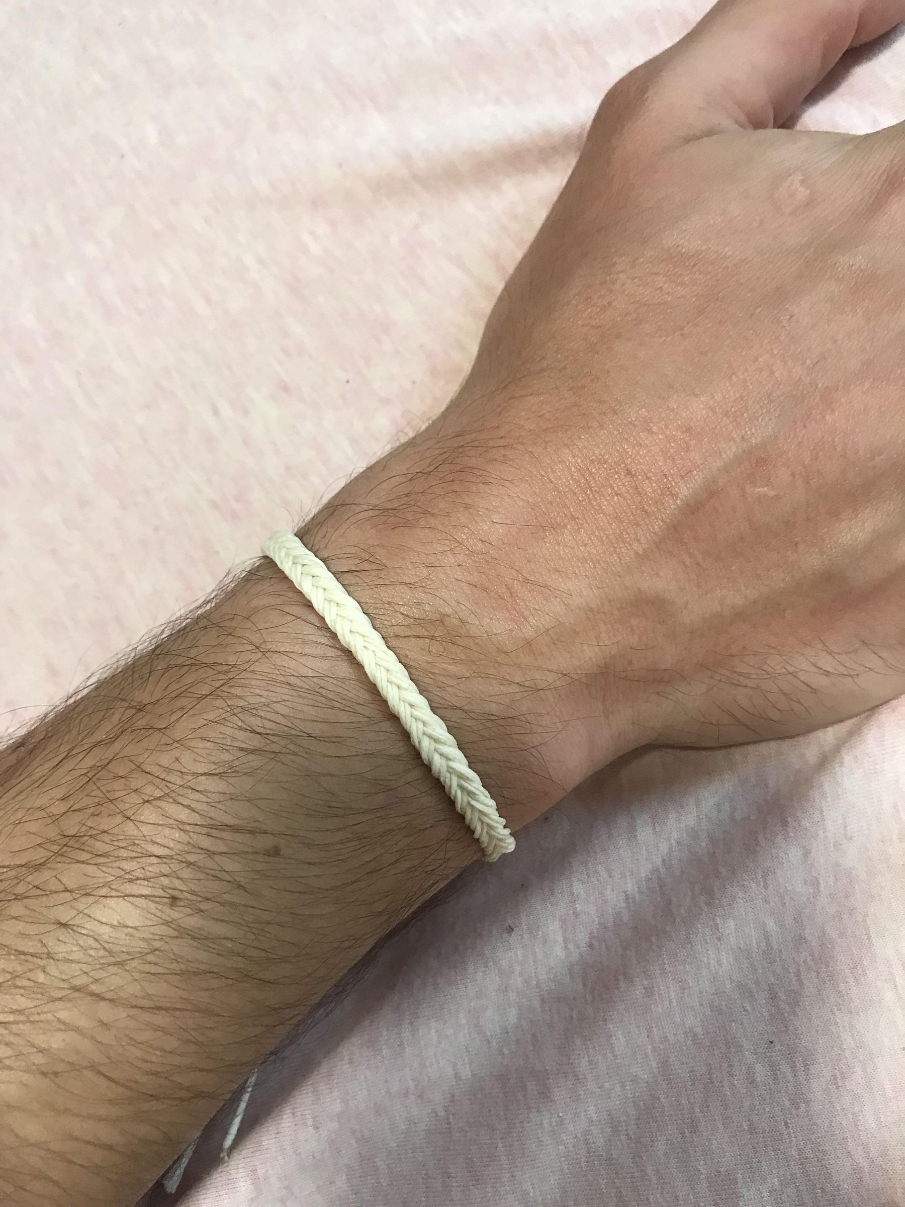 String Bracelet : 3 Steps - Instructables