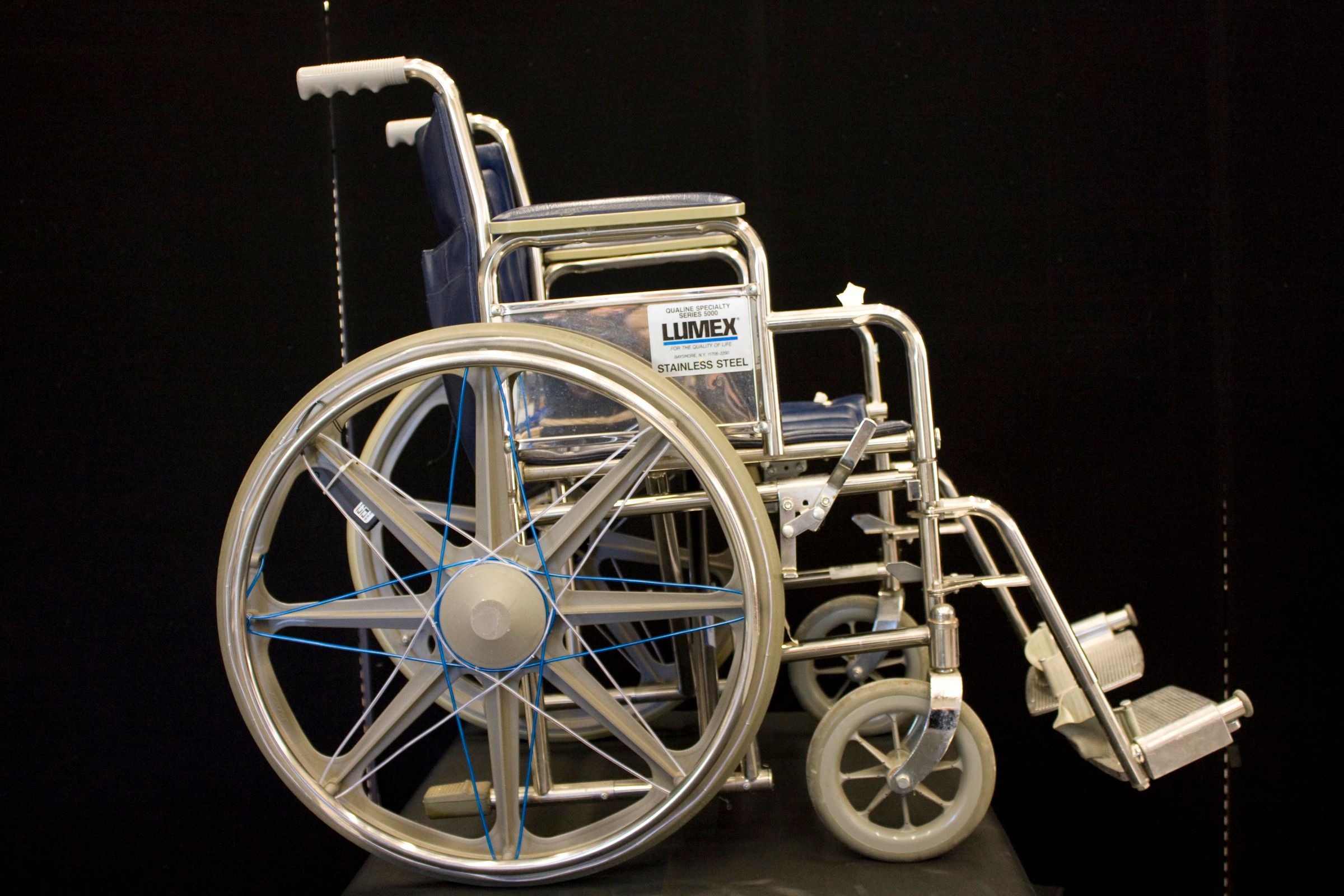 El Wire/Led Light Wheelchair Step-By-Step Tutorial : 9 Steps (with ...