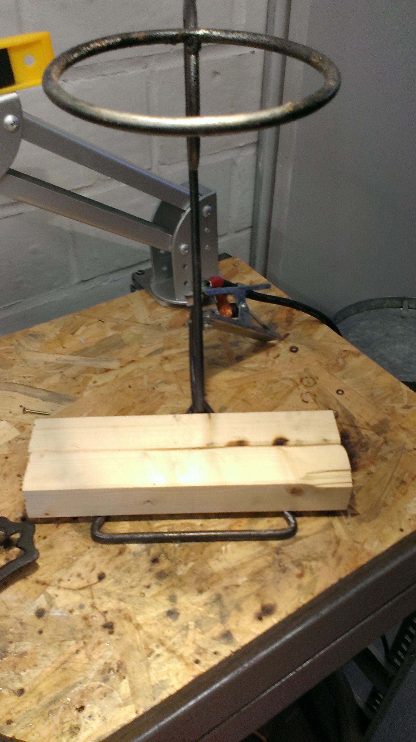 Manly Coffee Table : 6 Steps - Instructables