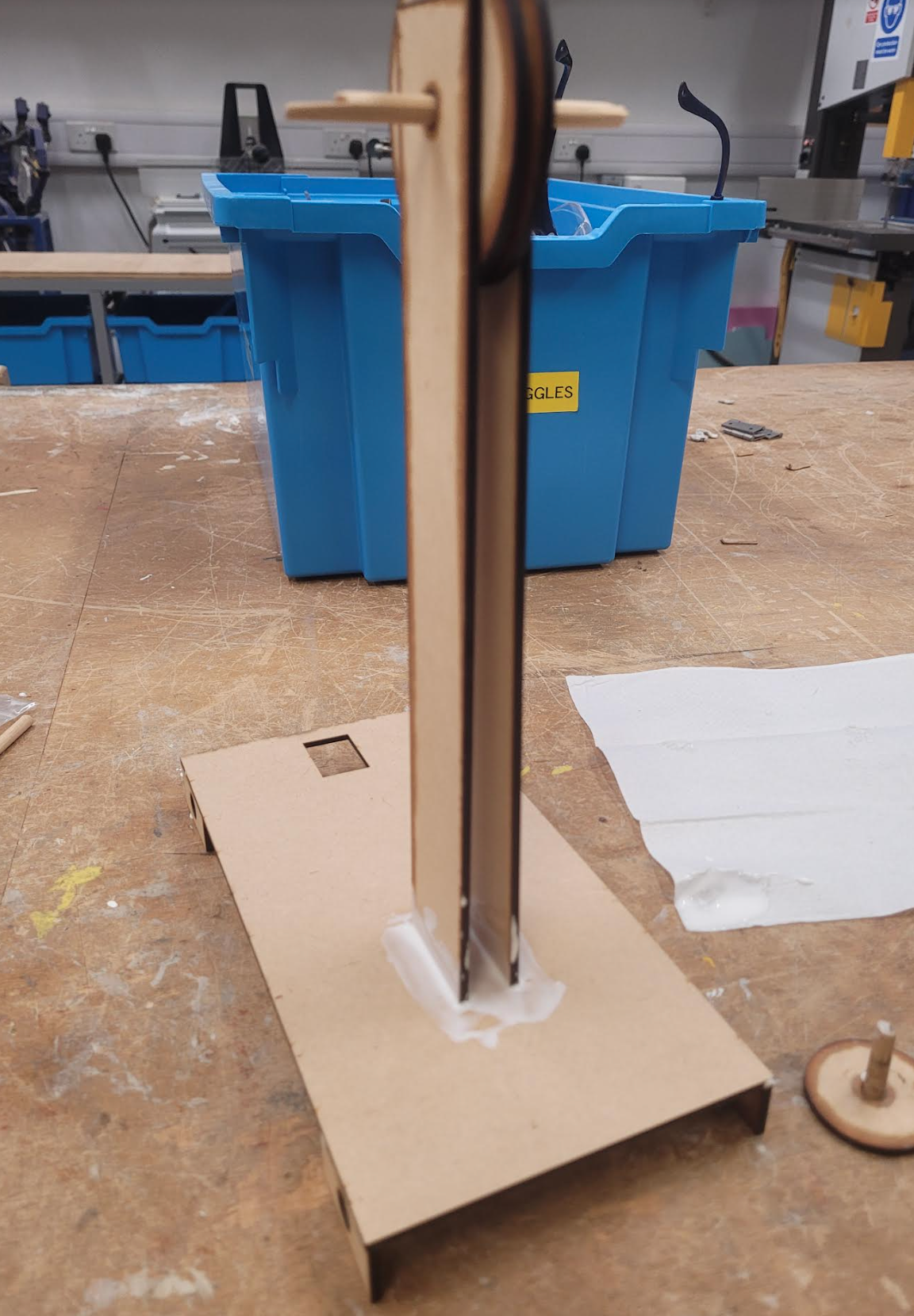 Gravity Powered Car : 6 Steps - Instructables