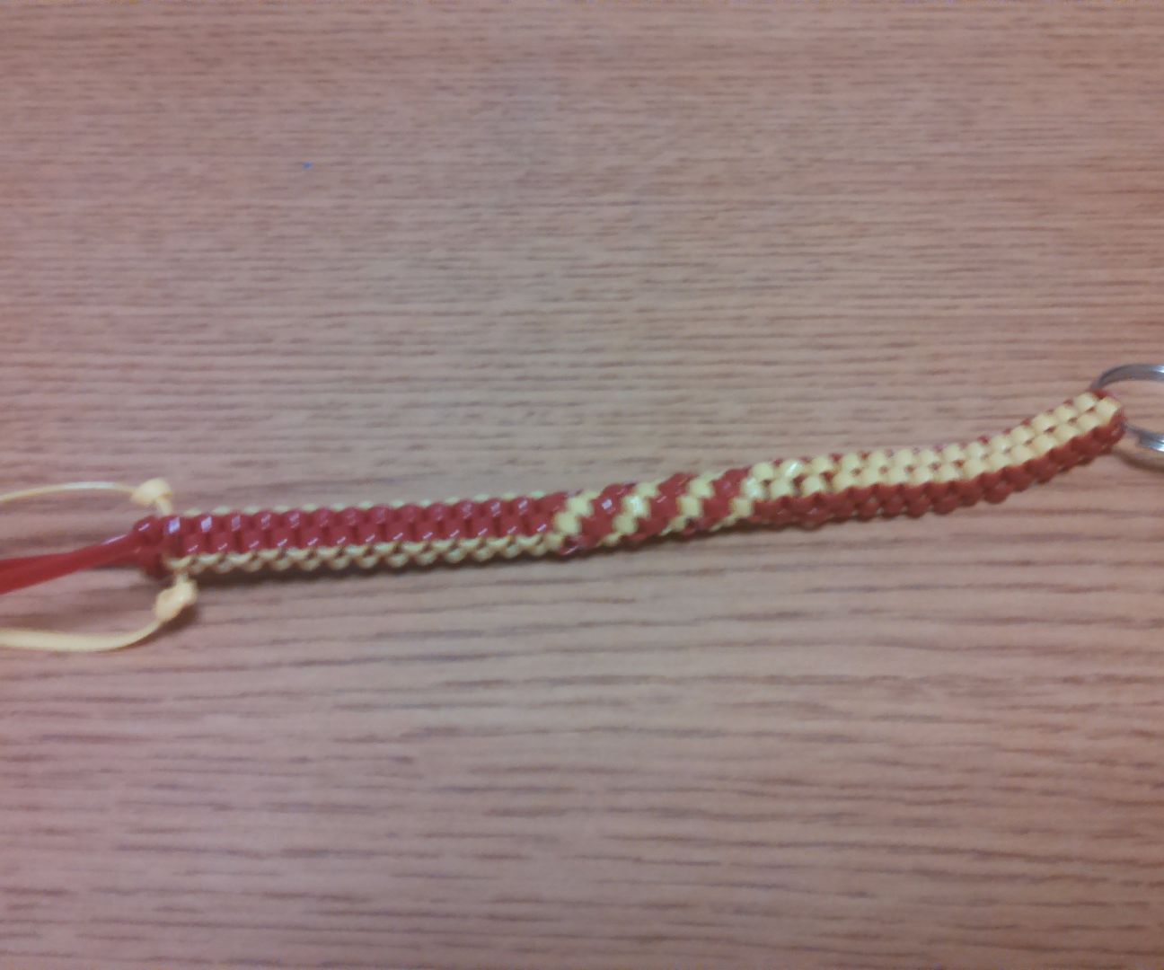 How to Weave Plastic Lacing Crafts : 9 Steps - Instructables