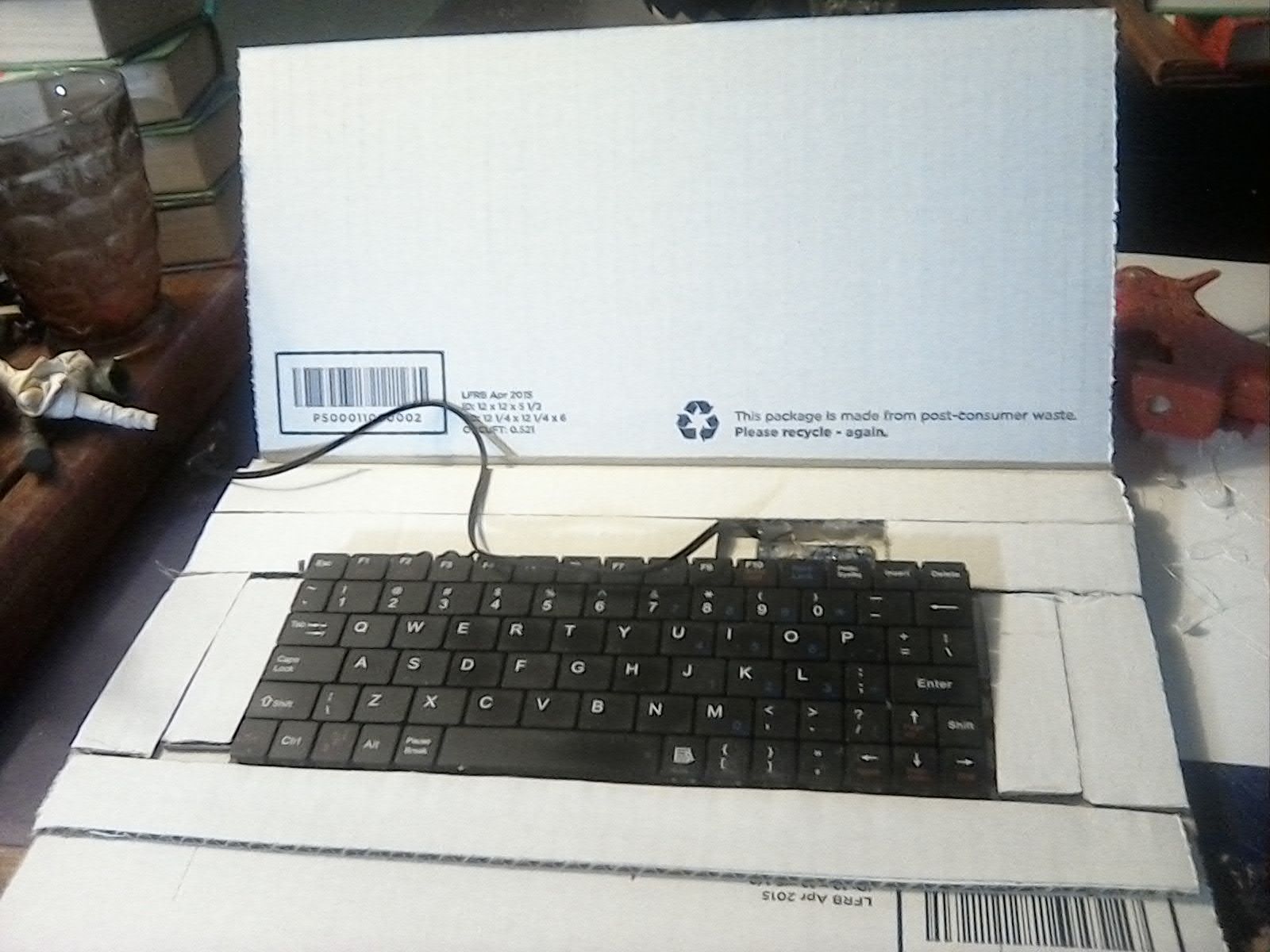 Tablet Stand From Cardboard Box and Reused Keyboard : 6 Steps ...