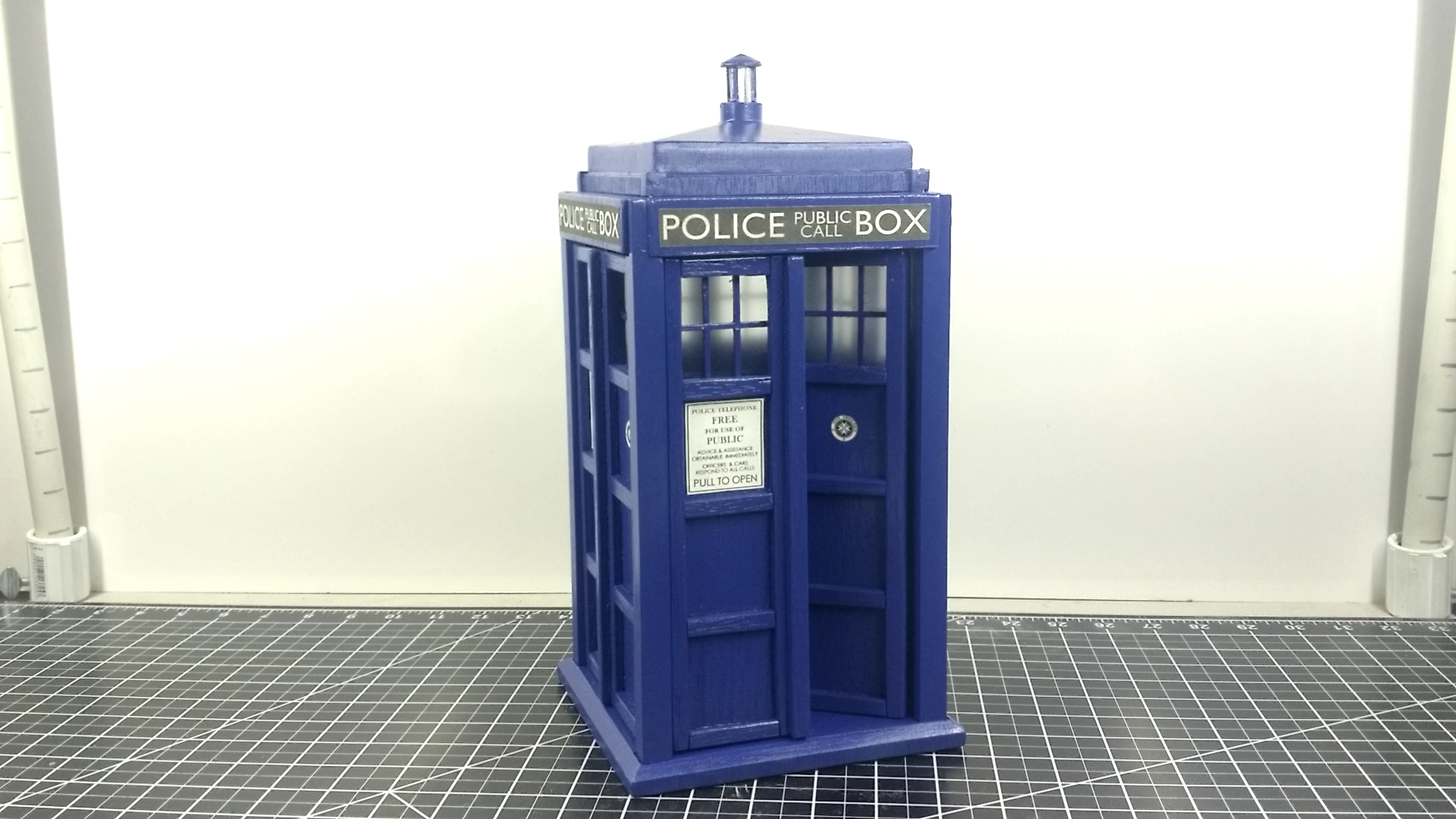 Make a TARDIS Model - 1/10th Scale : 38 Steps (with Pictures ...
