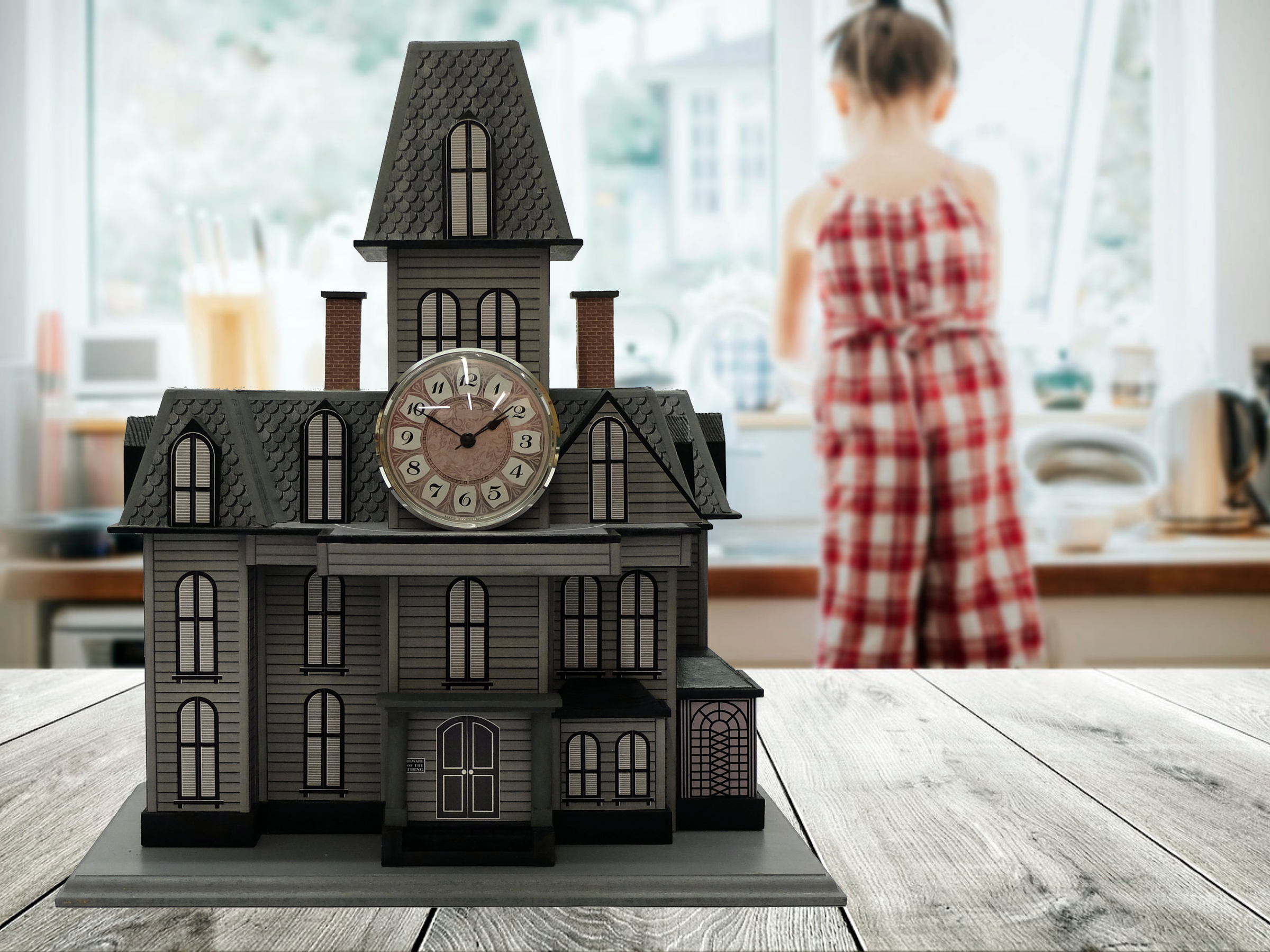 Addams Family Clock - Small Replica - Easy to Make : 8 Steps (with ...