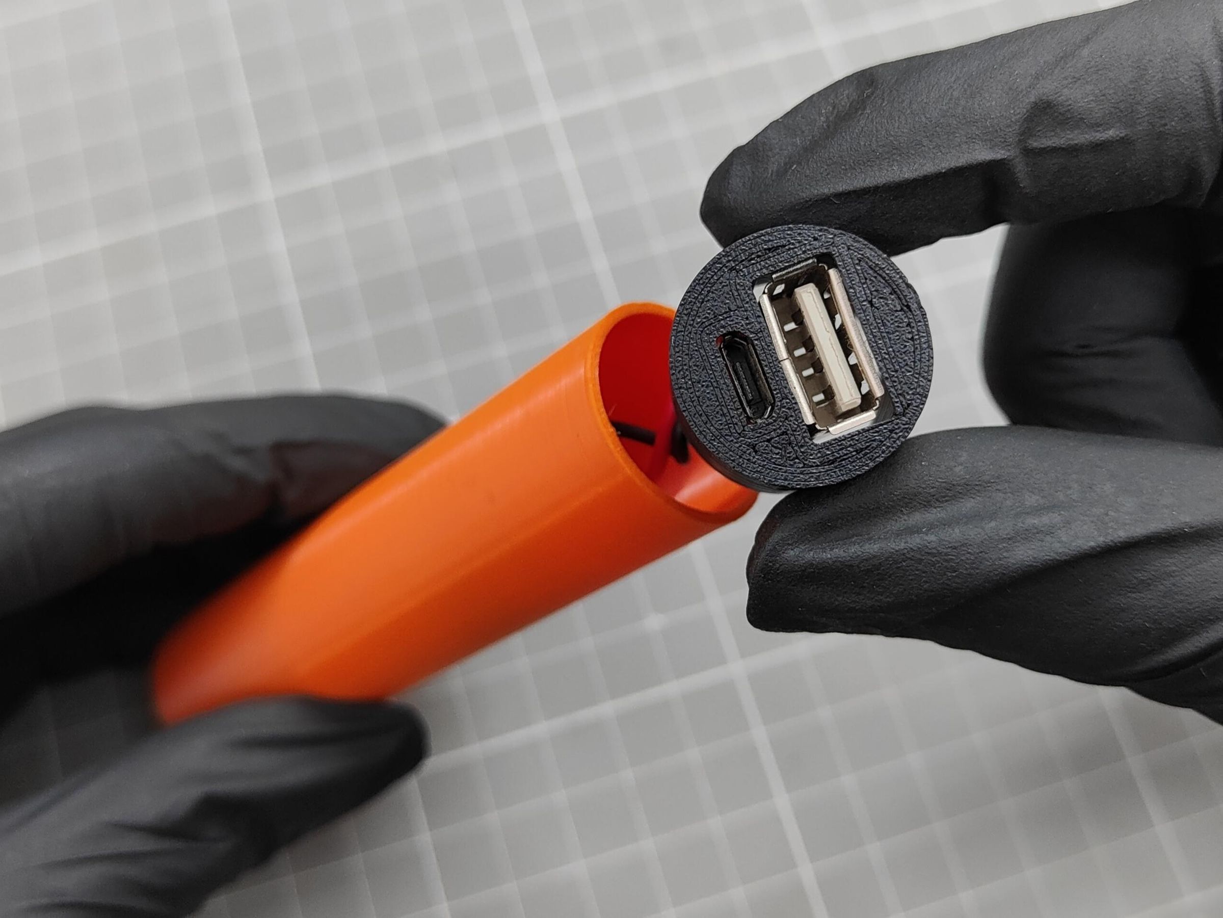 DIY Power Capsule: a Compact and Customizable Charging Solution : 7 ...