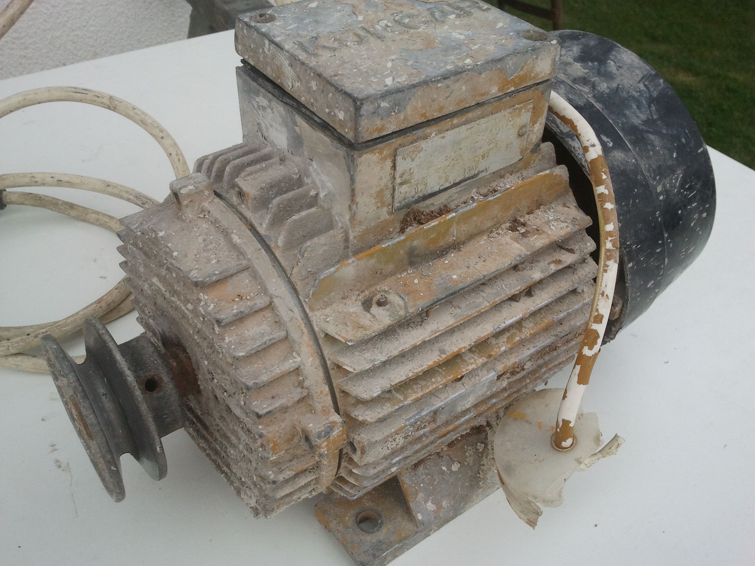 Rewinding and Renovation of the Electric Motor : 45 Steps (with ...