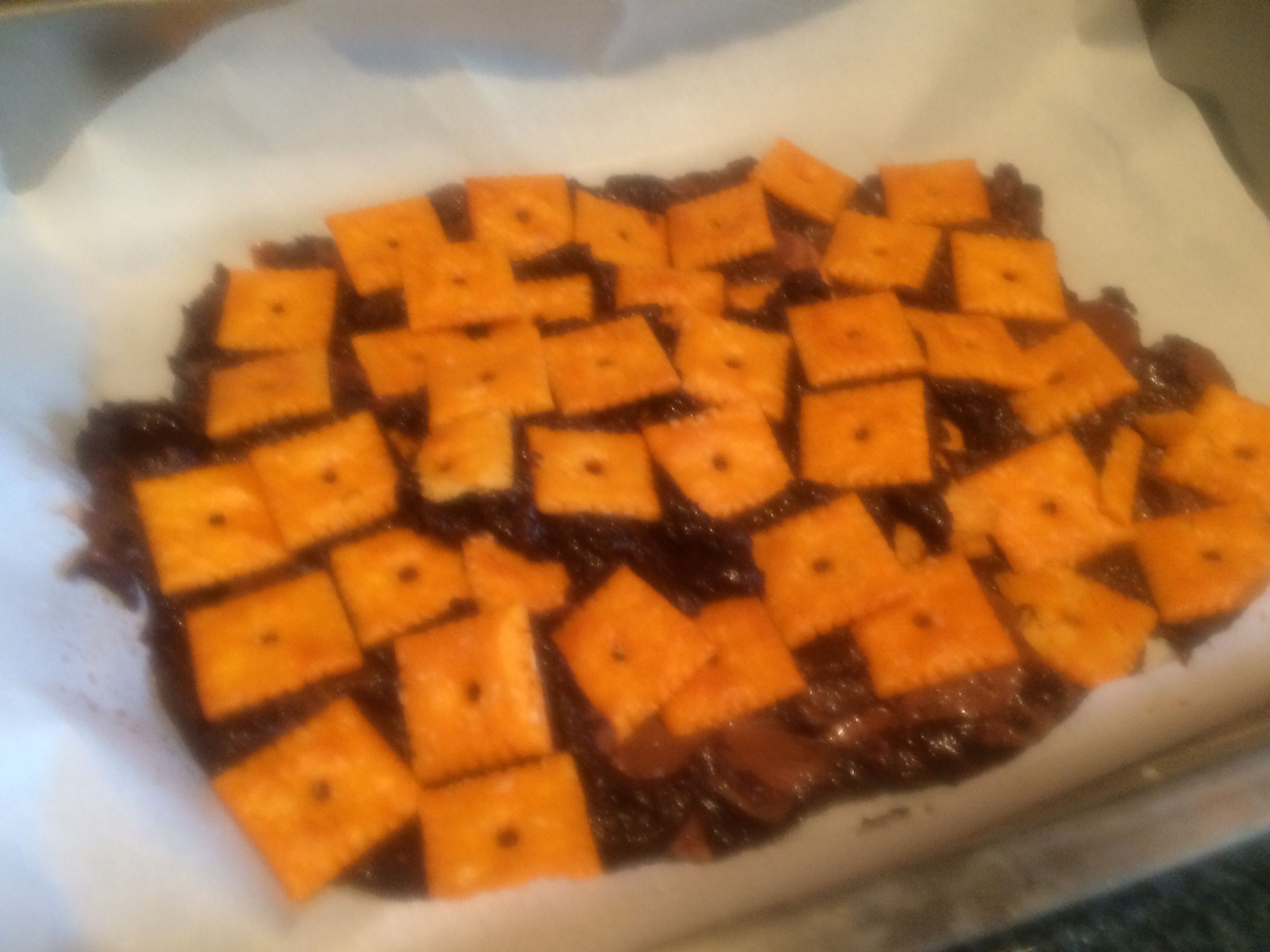 Cheez It Reeses Bark : 5 Steps - Instructables