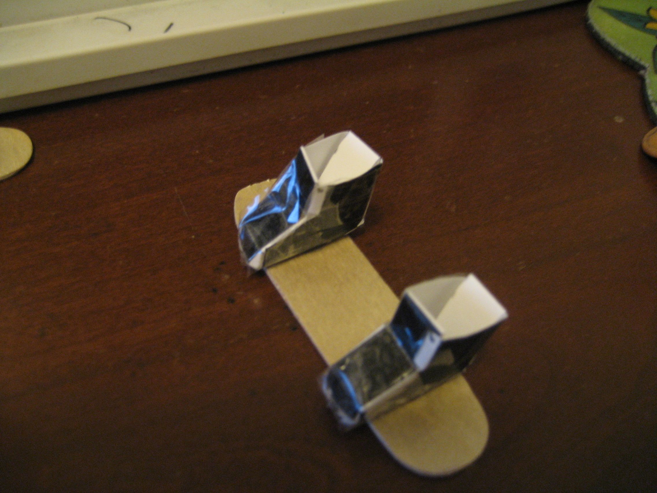 Finger Snowboard : 6 Steps - Instructables