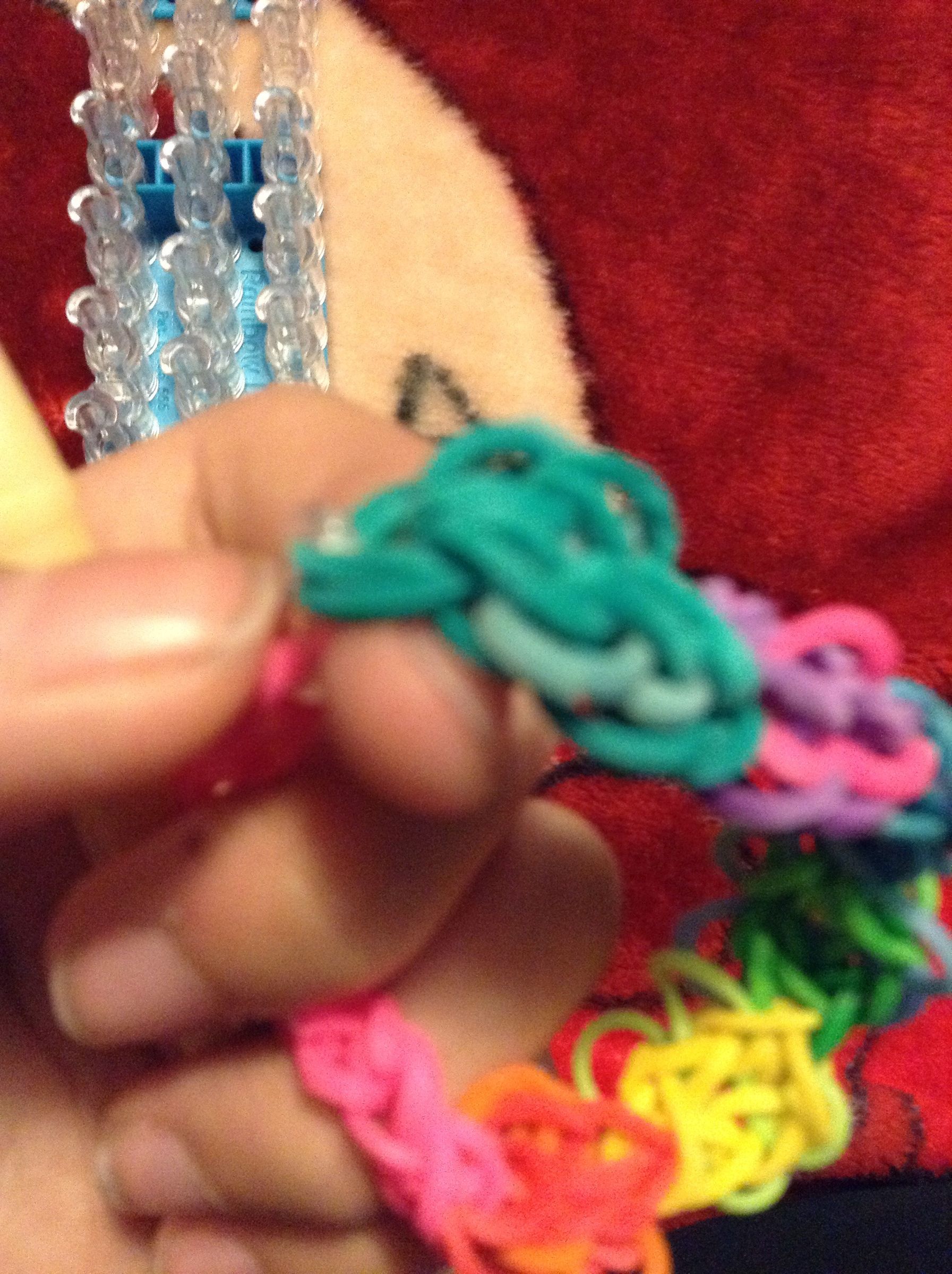 Rainbow Loom Butterfly : 27 Steps - Instructables
