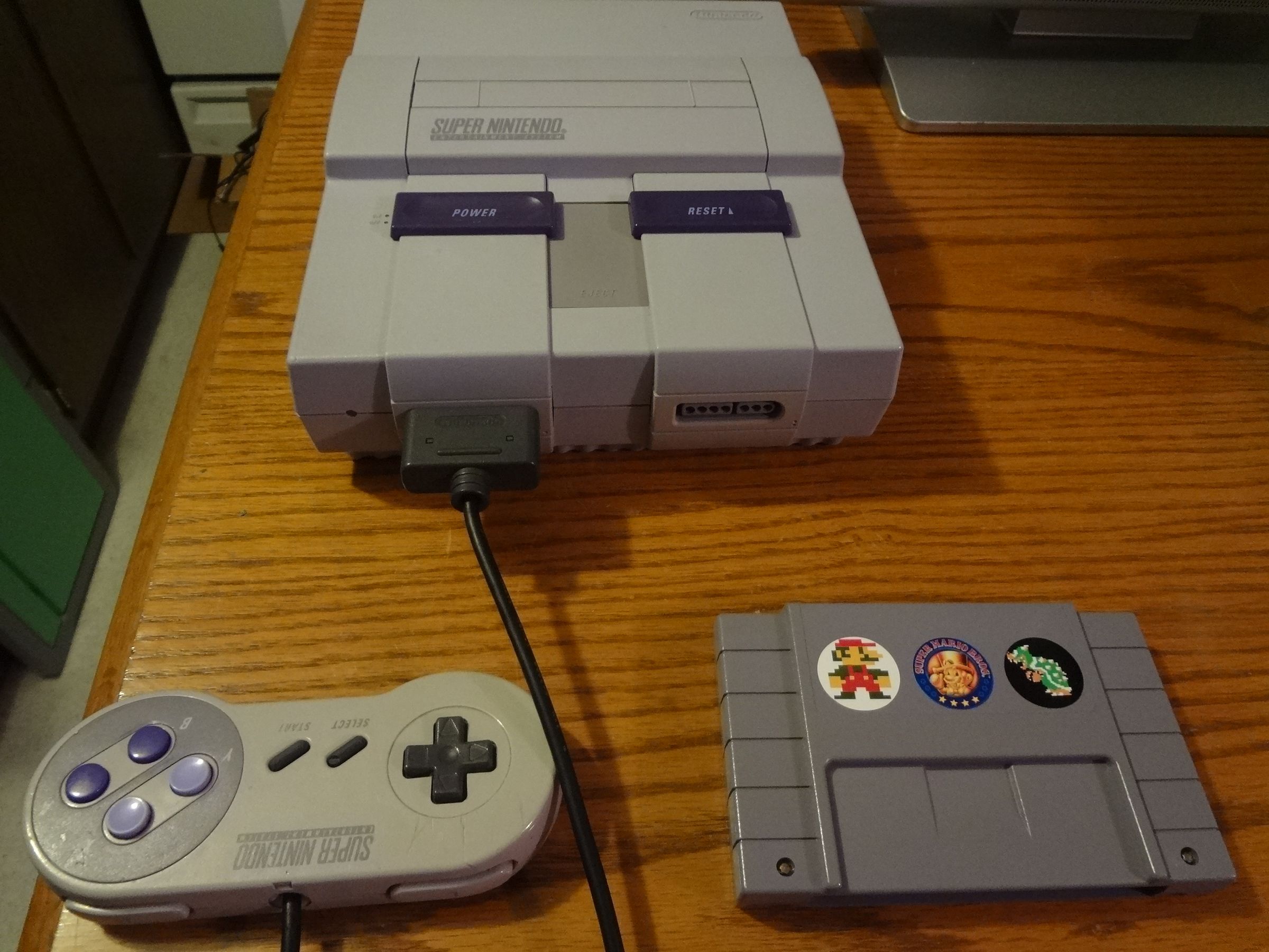 Super Nintendo Power Plug Input Replaced With Common Style. : 5 Steps ...