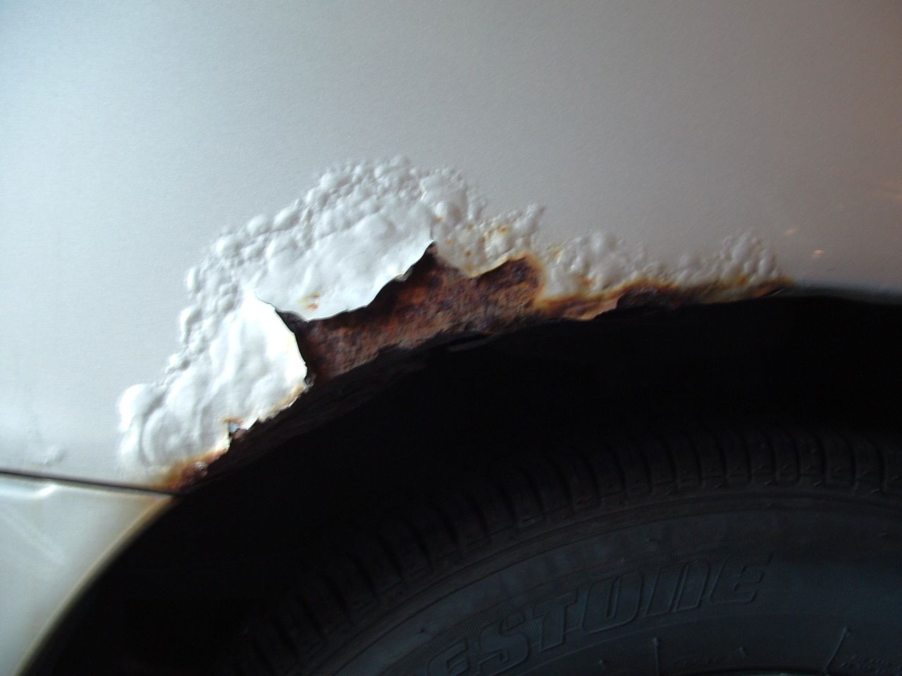 How to Fix Rust Around Your Wheel Wells : 8 Steps (with Pictures ...