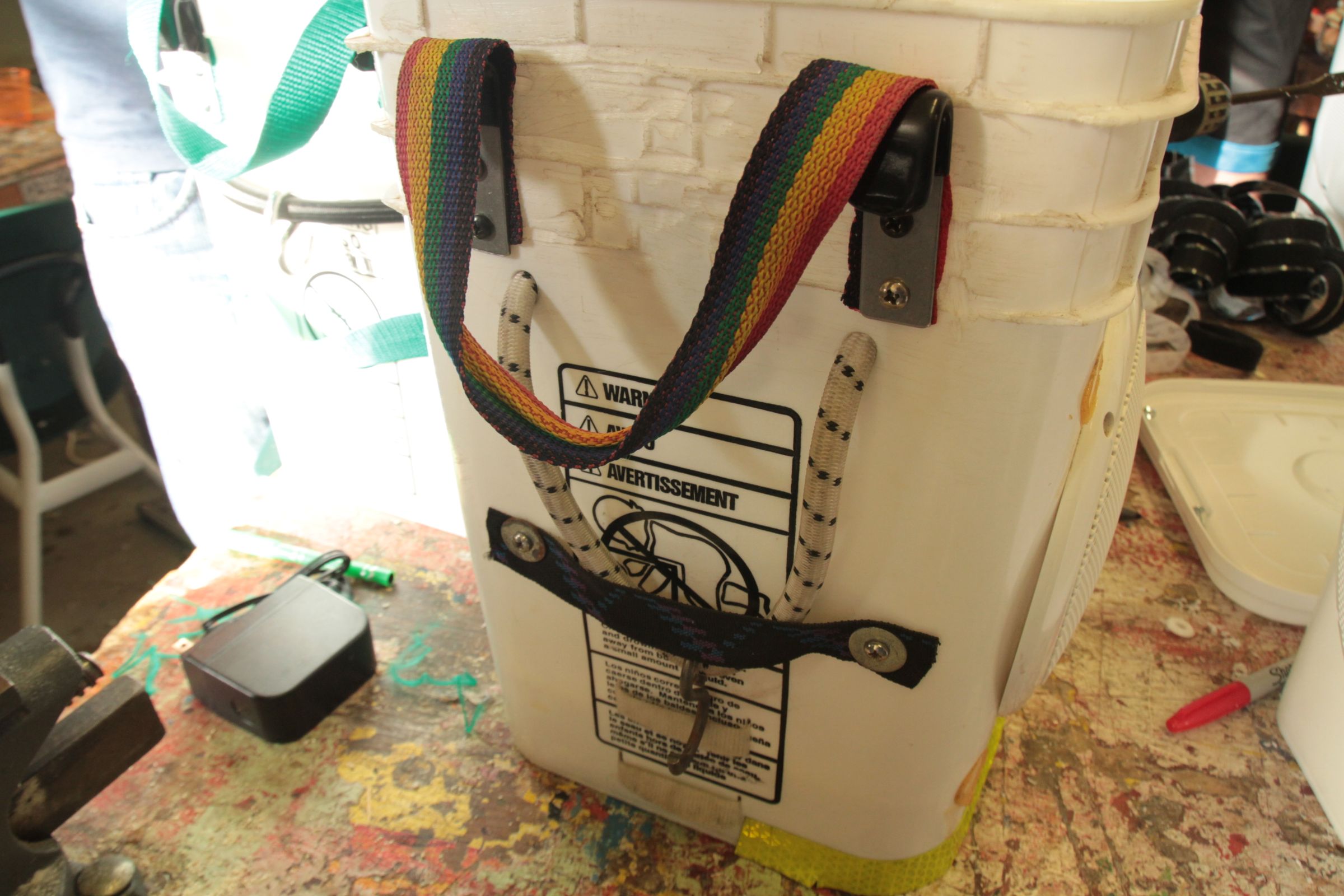 BoomBucket: the Boombox Bucket! : 9 Steps (with Pictures) - Instructables