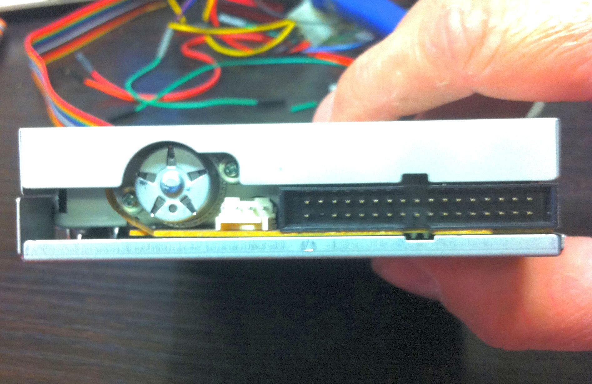 Musical Floppy Drives : 9 Steps (with Pictures) - Instructables