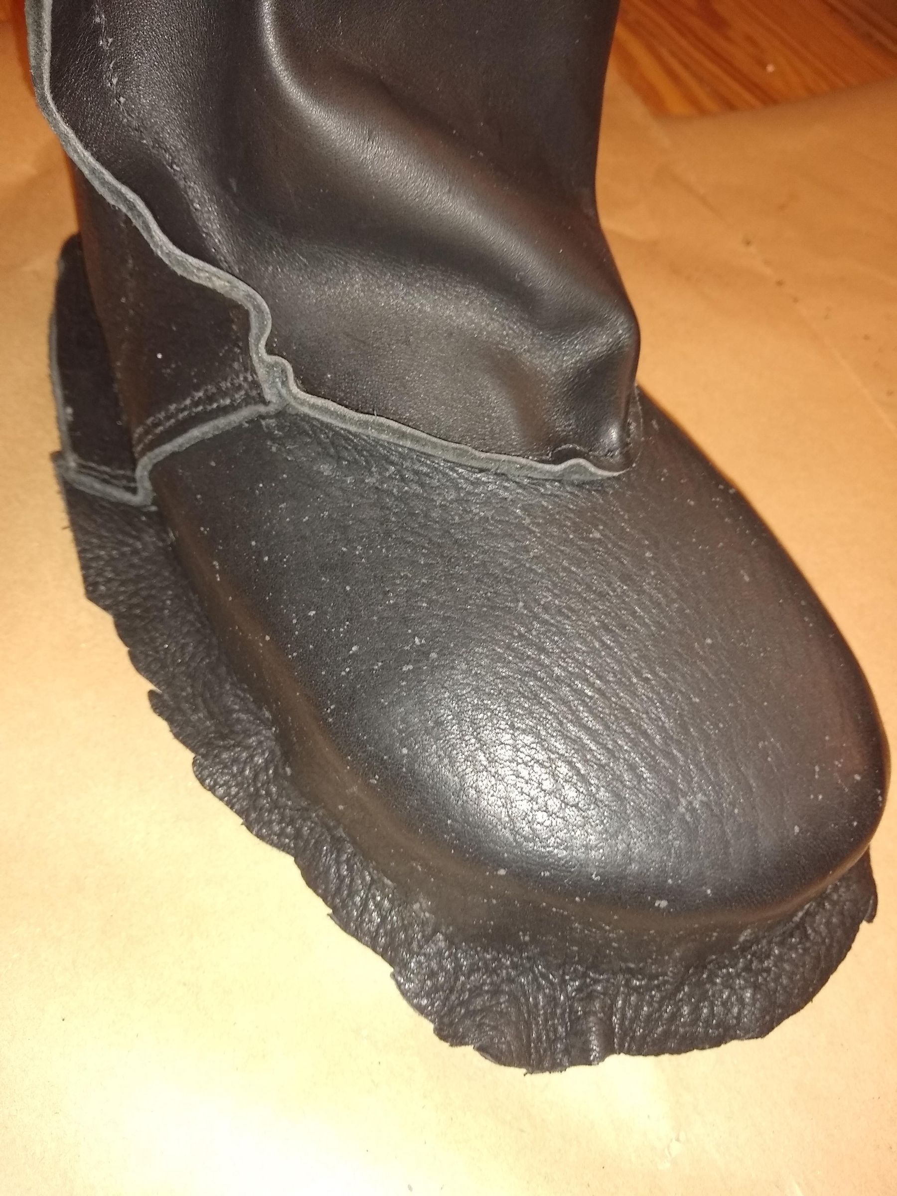 Custom Made Wide-Toe Boots Built on a Casting : 12 Steps (with Pictures ...