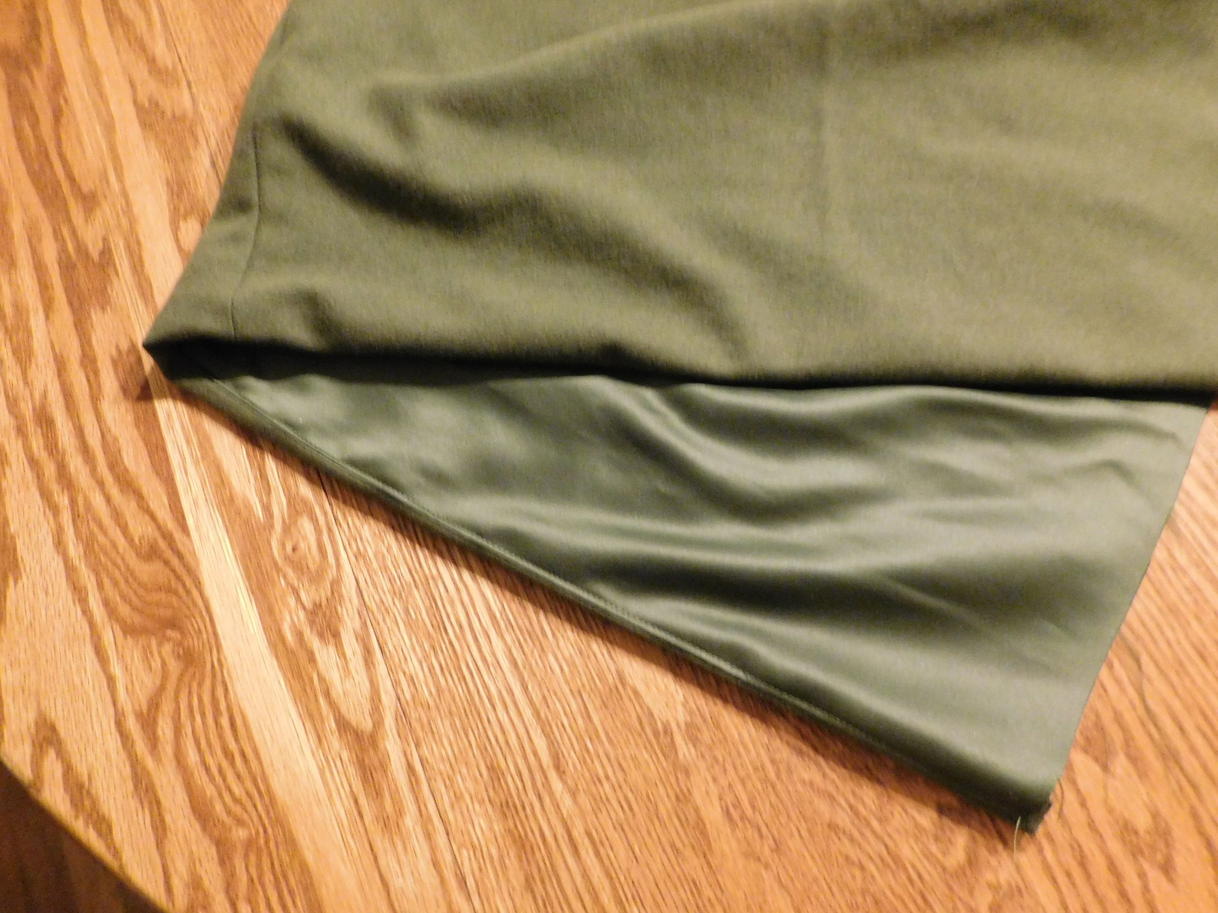 Dr. Doom Cape: Scaled, Mini/full : 9 Steps (with Pictures) - Instructables