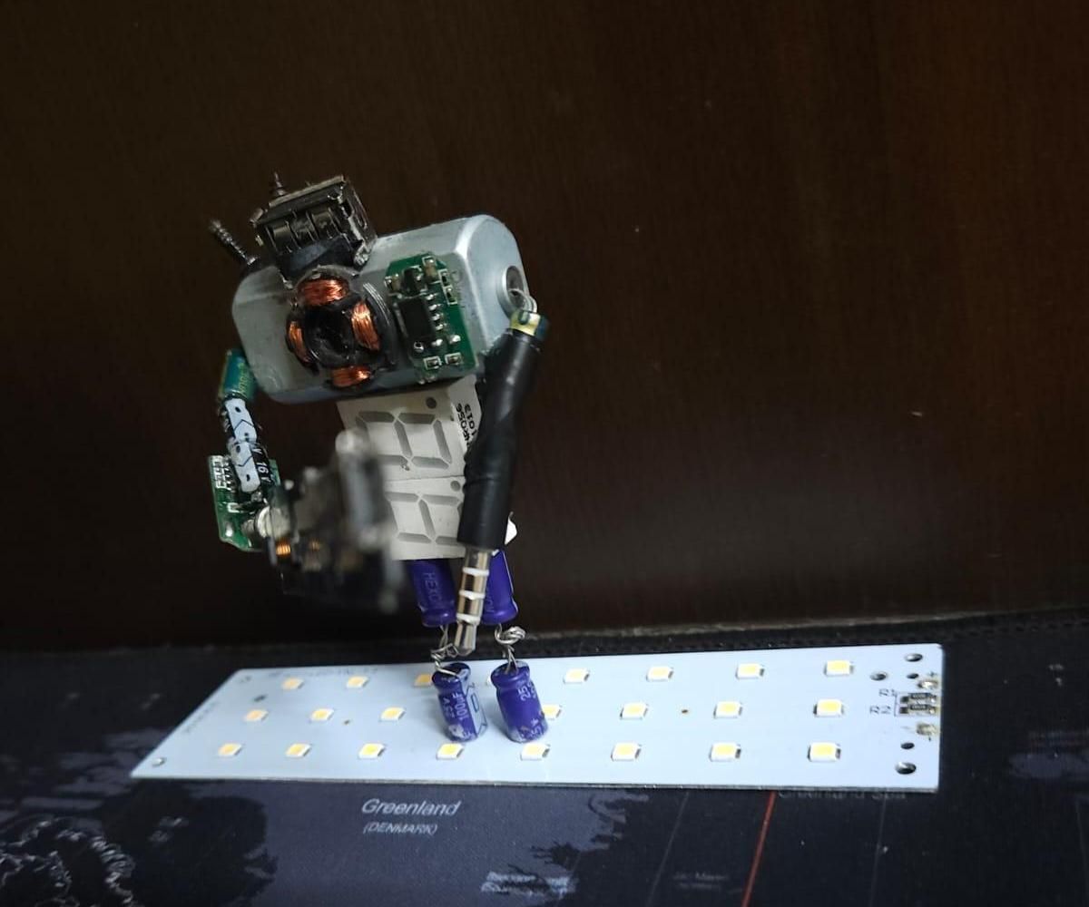 Turn E Waste Into a Figurine : 7 Steps - Instructables