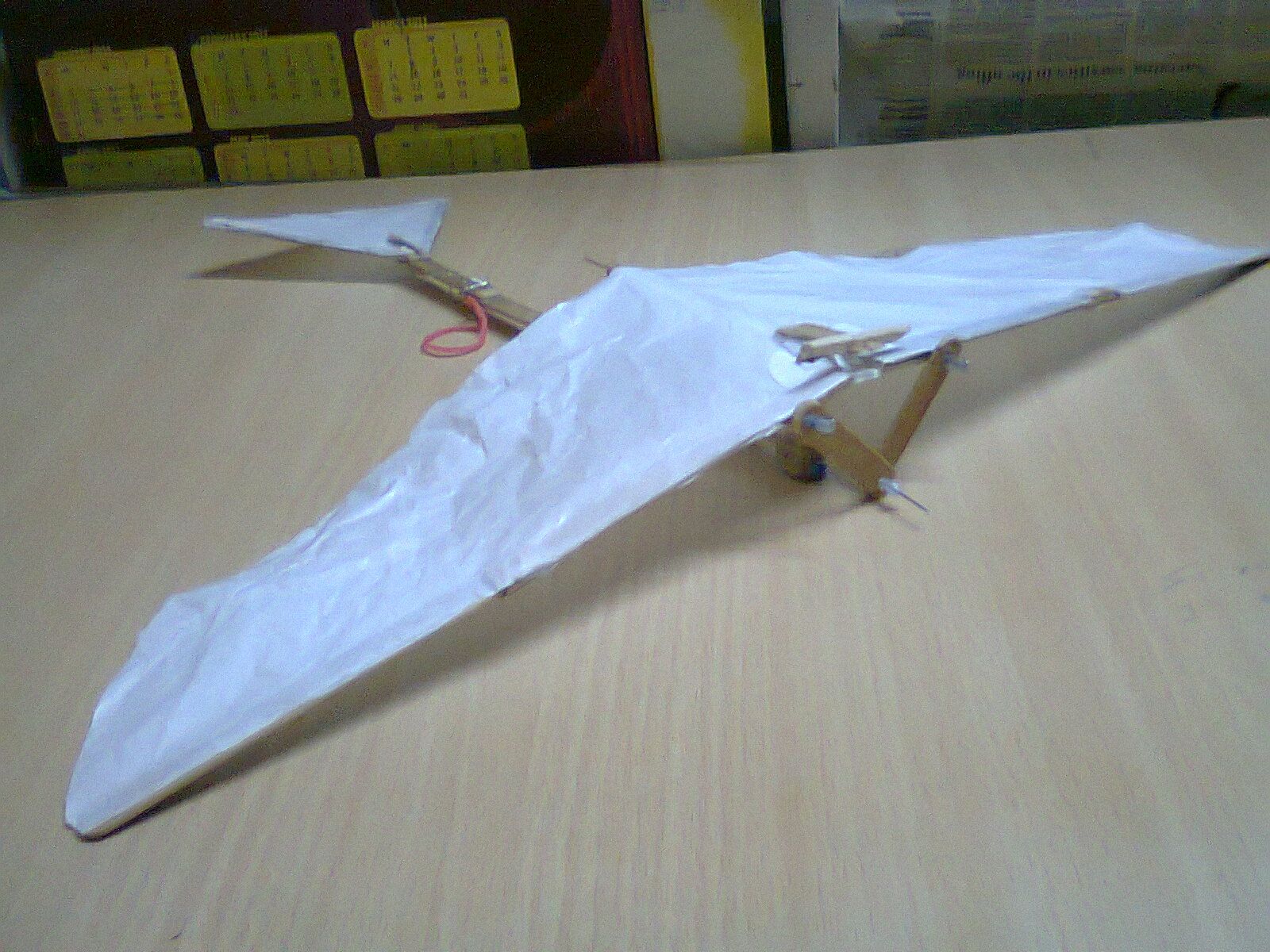 Rubber Band Powered Ornithopter : 6 Steps - Instructables
