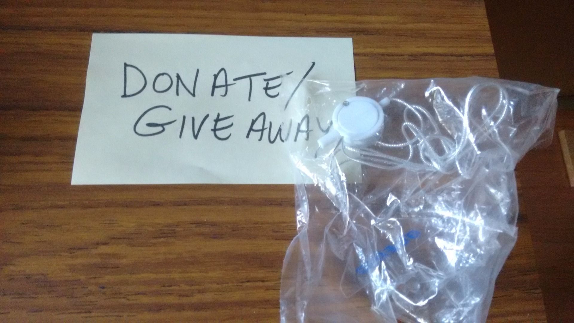 Digging Out: the Low Stress Way to a Clean Desk : 8 Steps (with ...