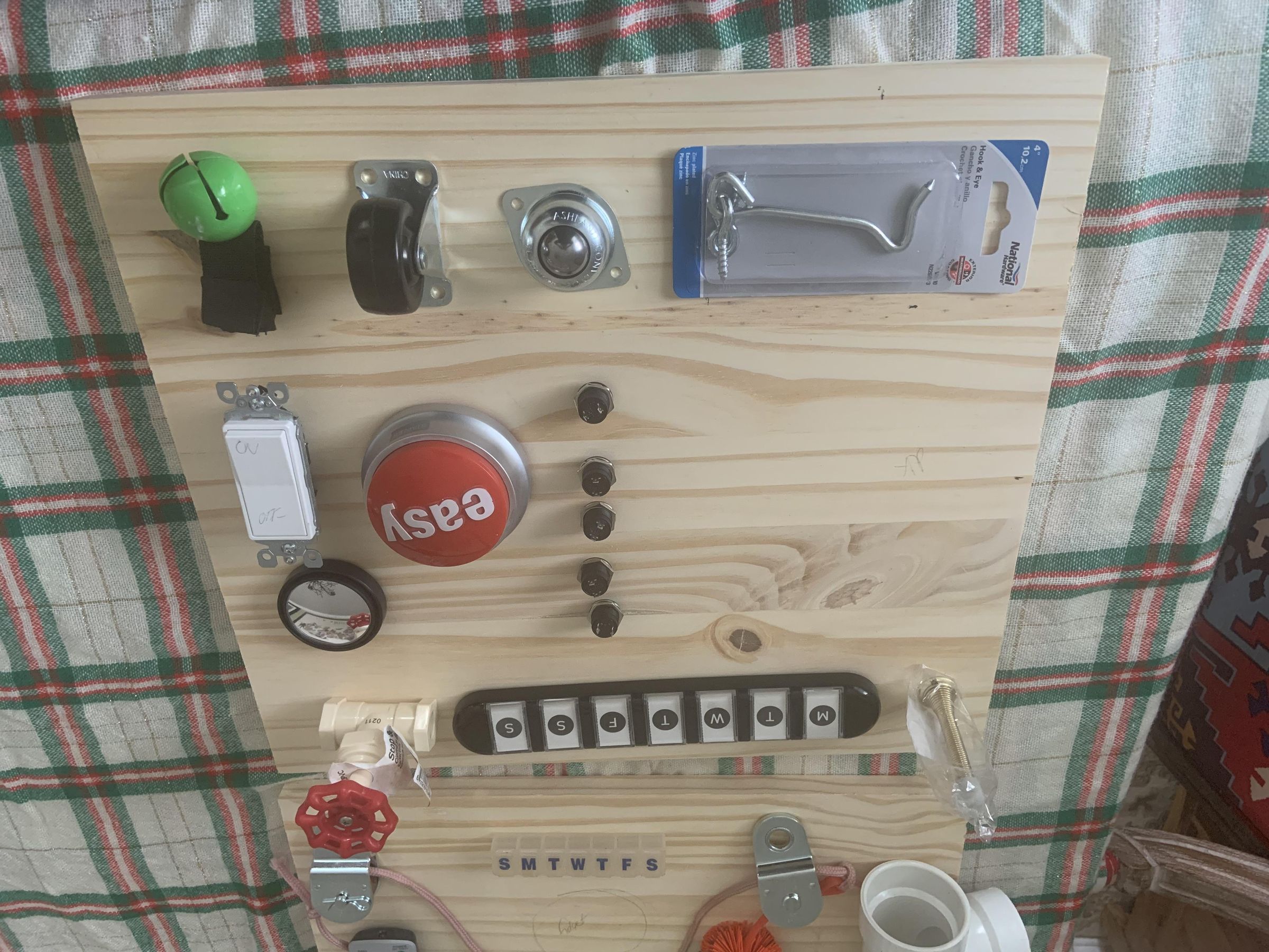 BUSY BOX - a SENSORY DEVELOPMENT TOY : 4 Steps (with Pictures ...