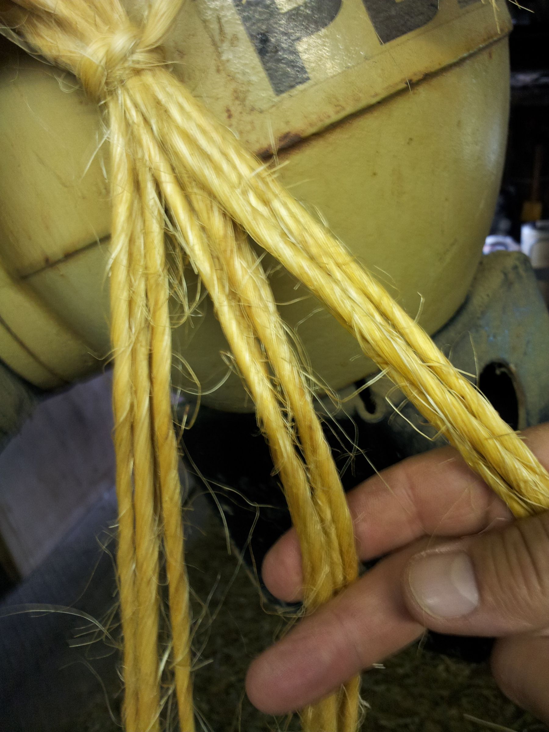 Rope From Bale Twine Waste : 7 Steps (with Pictures) - Instructables
