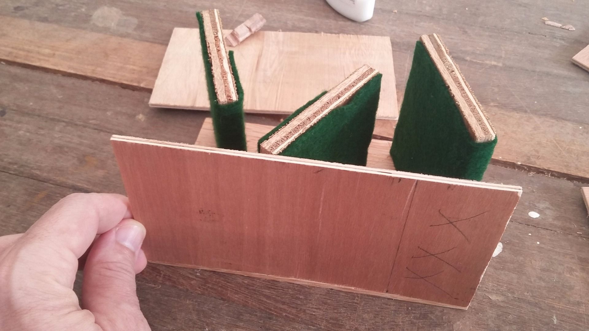 Quick and Easy Dice Tower : 7 Steps (with Pictures) - Instructables