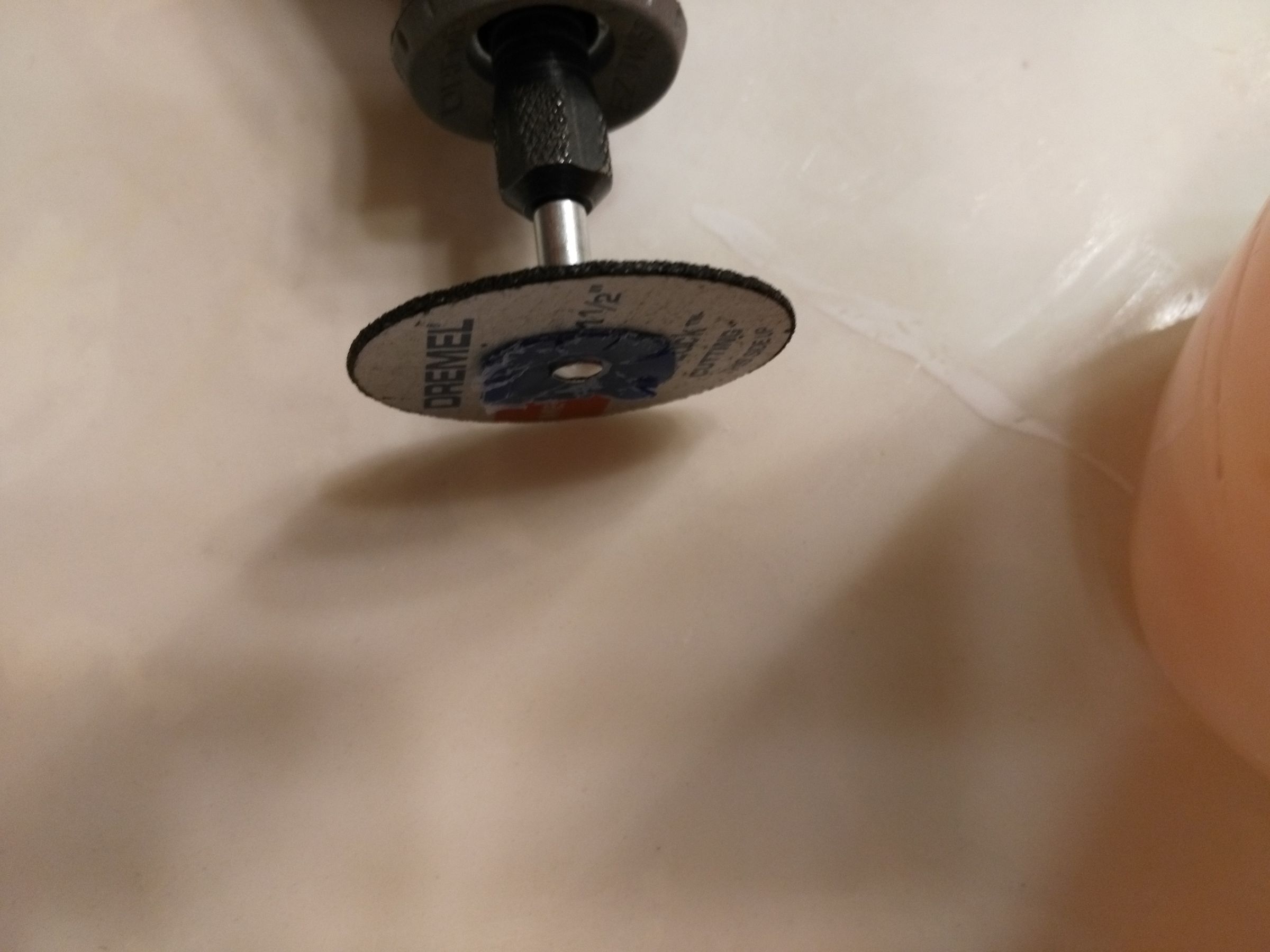 No Dremel Easylock? Dremel Hack. Save $12 : 4 Steps - Instructables