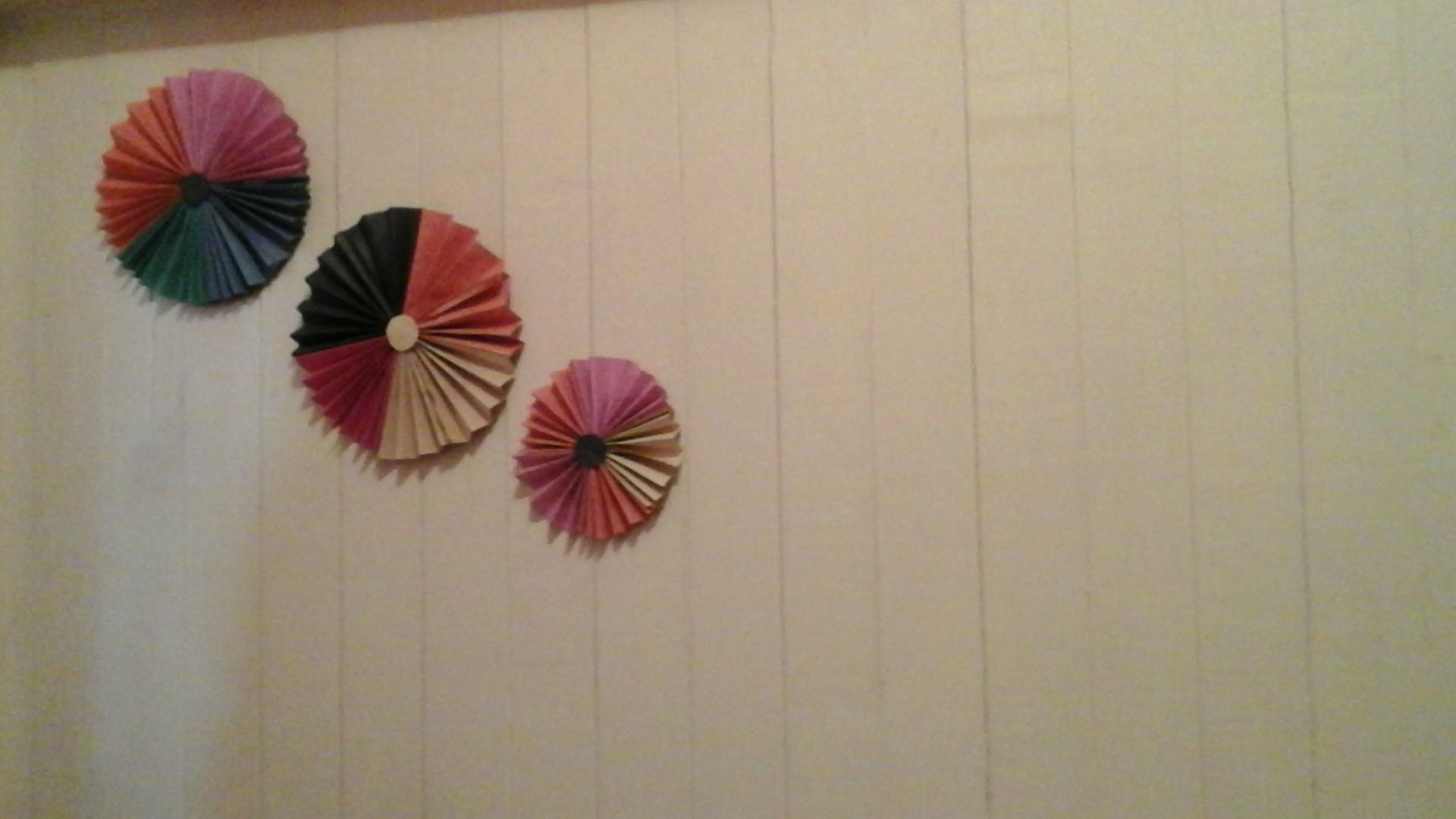 Pinwheel Wall Decor : 6 Steps (with Pictures) - Instructables